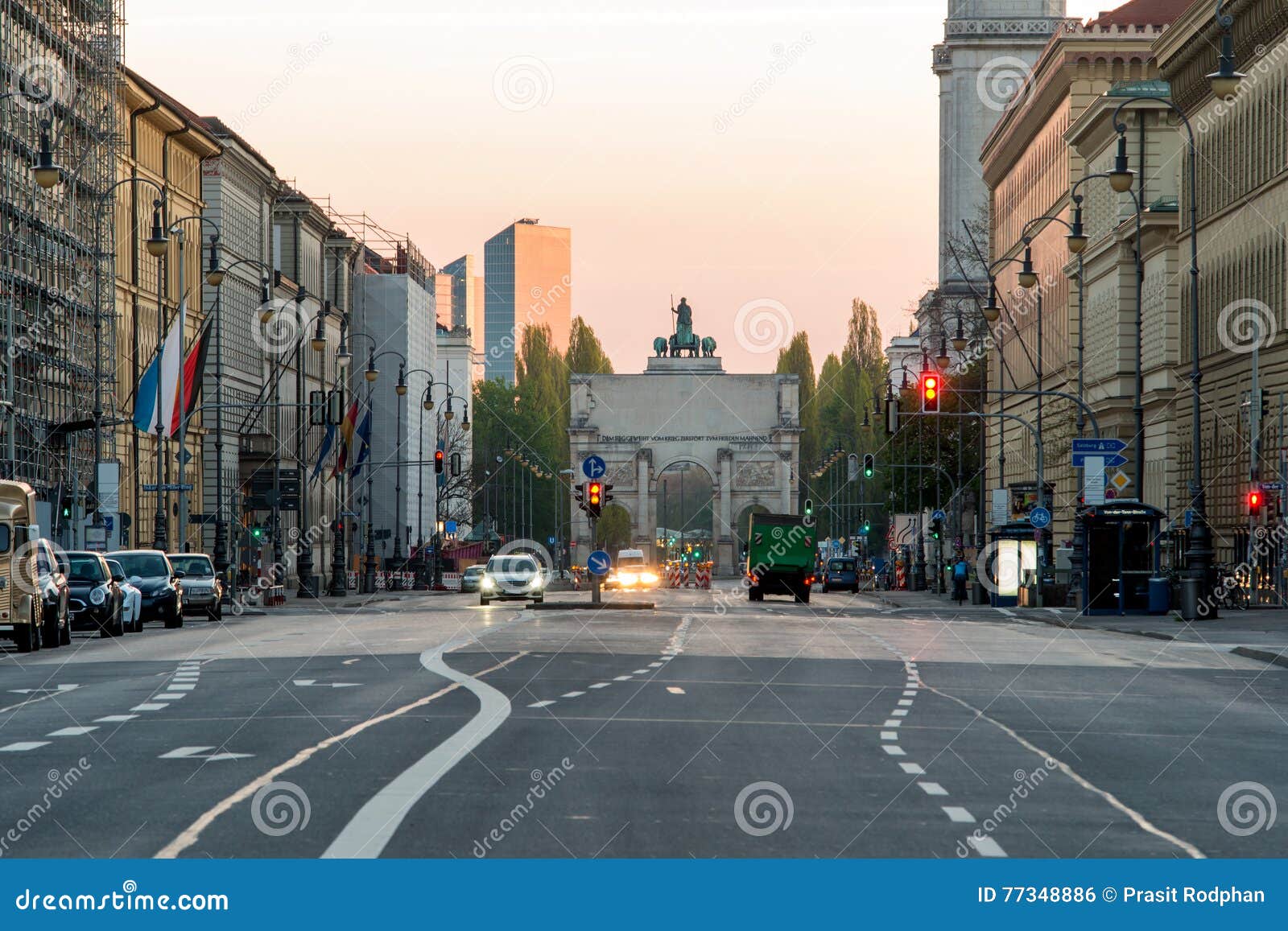 The Historic Siegestor Gate in Munich, Germany. Editorial Photo - Image ...