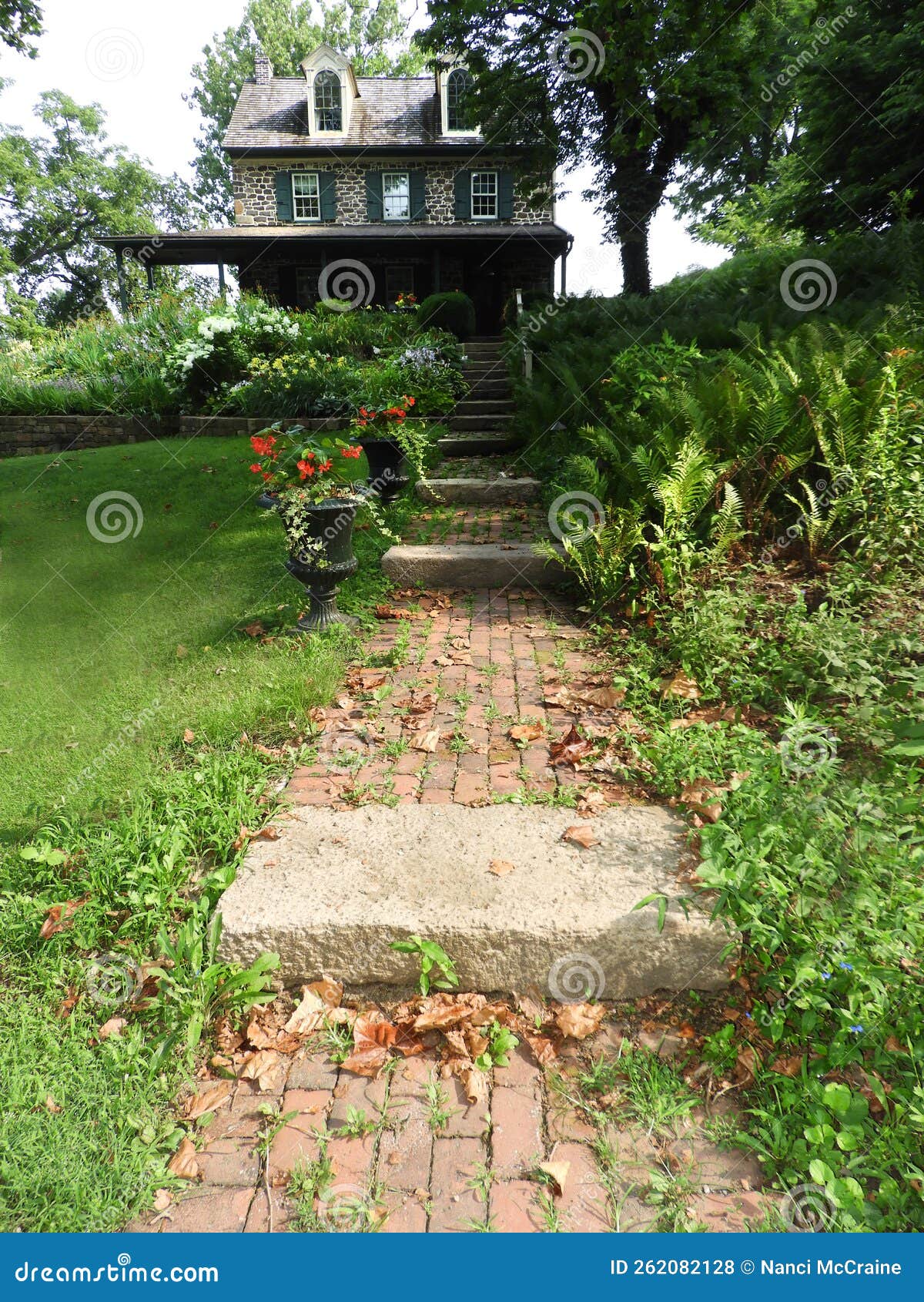 Historic Colonial Stone House Entry Sidewalk Steps and Garden USA Stock ...