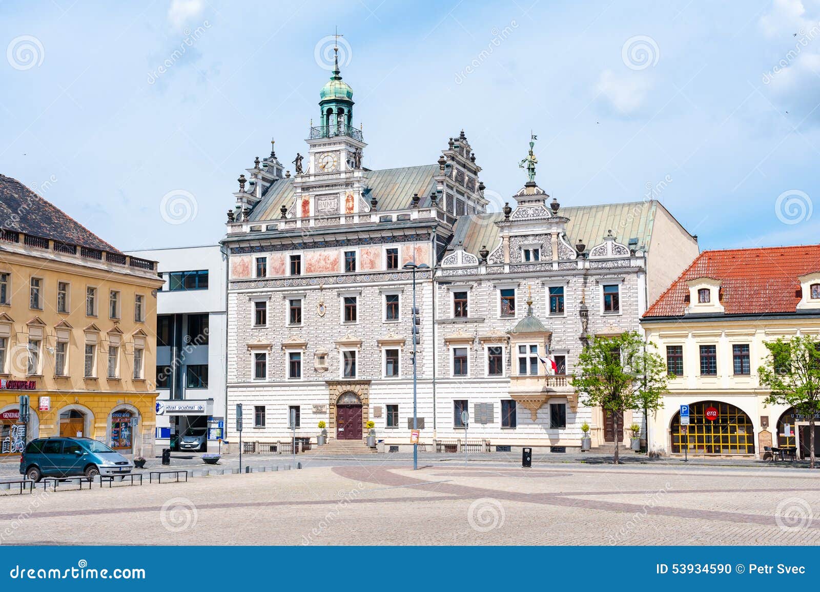 Historic town hall editorial image. Image of city, landmark - 53934590