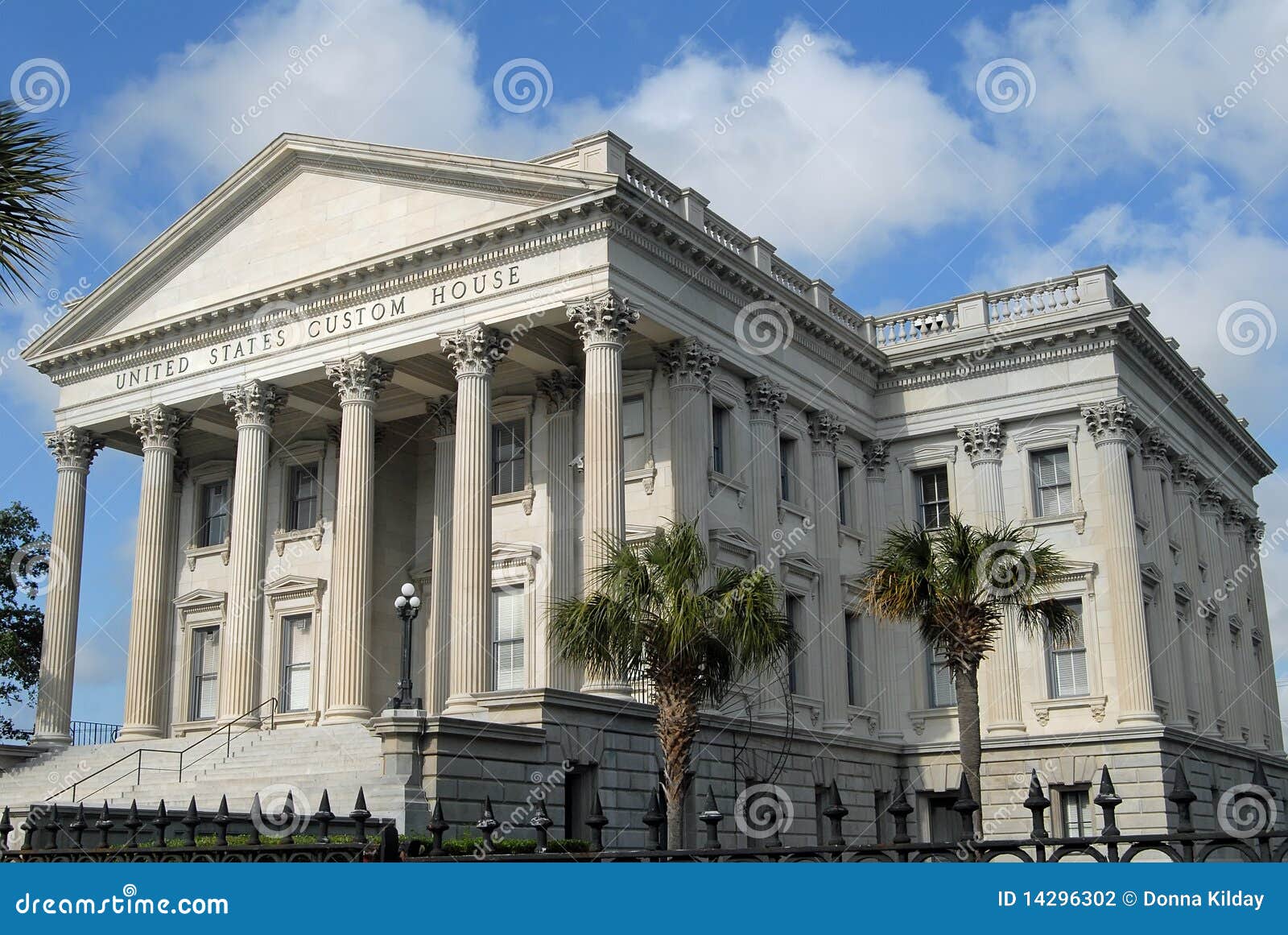Historic U.S.Customs House editorial photography. Image of southern ...