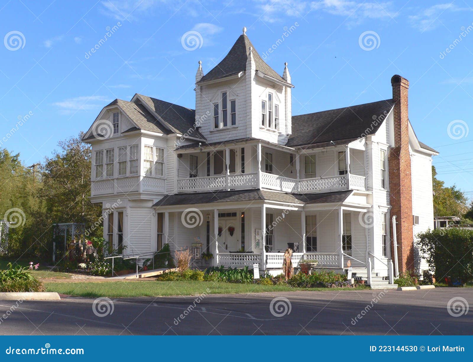Historic Victorian Home in Rural Eastern Texas Stock Photo - Image of ...