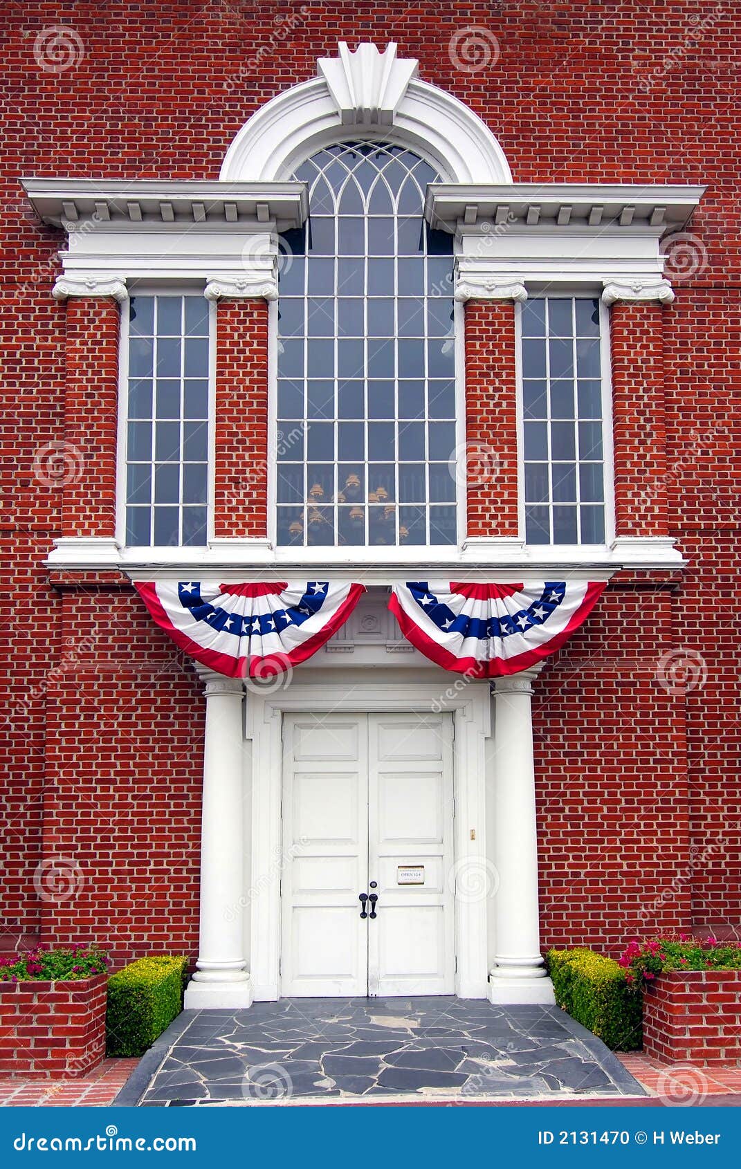 Historical Building Entrance Stock Photo - Image of entrance, history ... Historical Building Entrance Stock Photo - Image of entrance, history ...