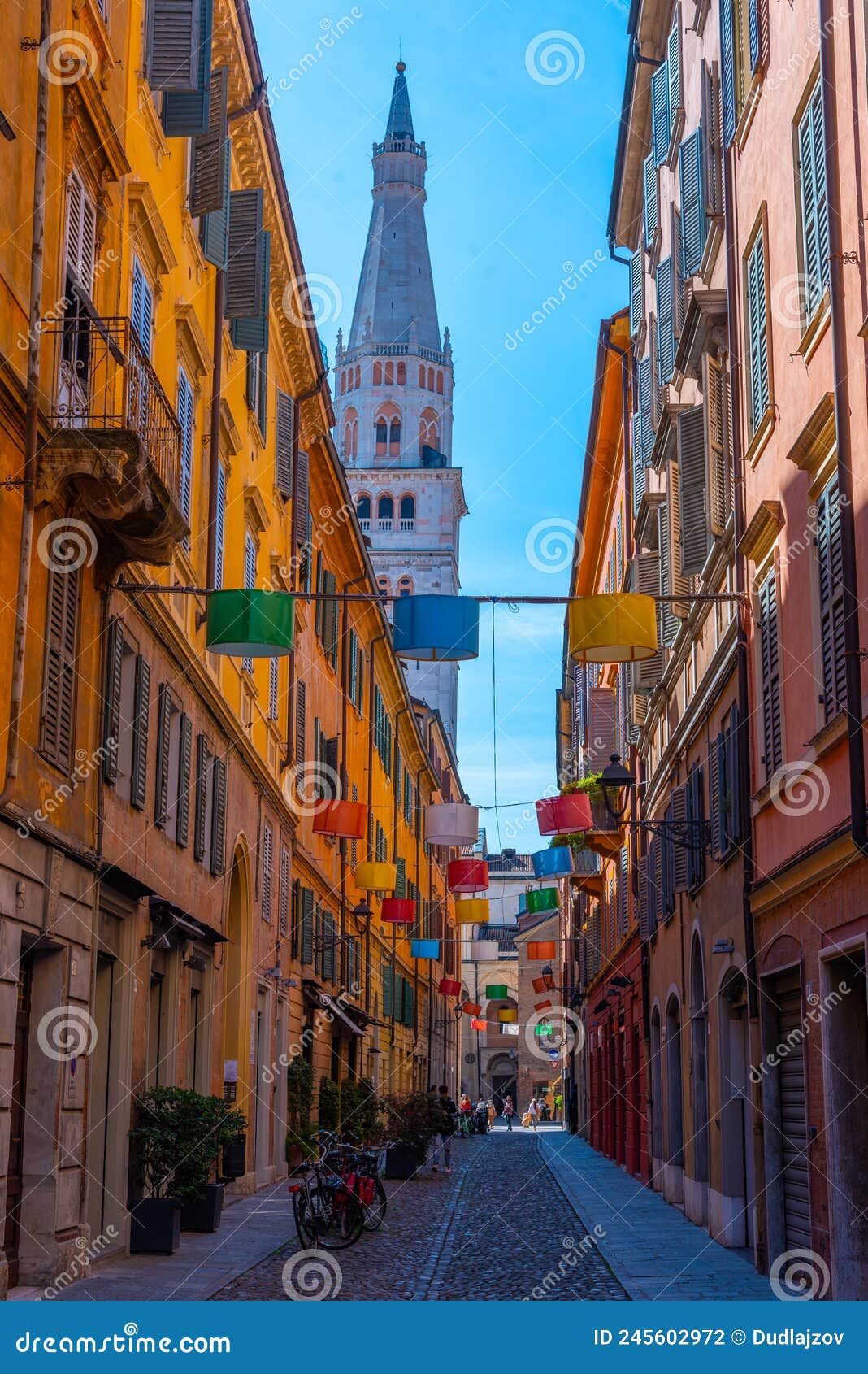 Historical Building in Italian Town Modena Editorial Photography ...