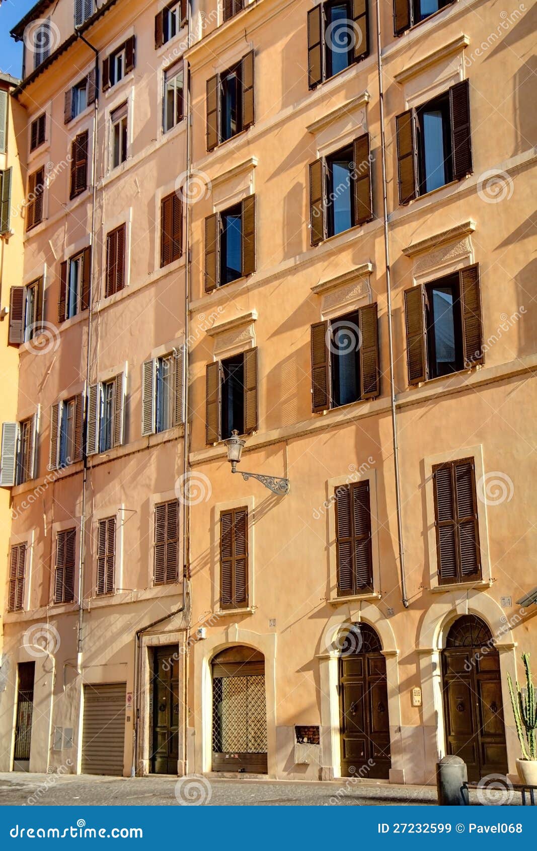 Historical Building in Rome Stock Image - Image of city, rome: 27232599