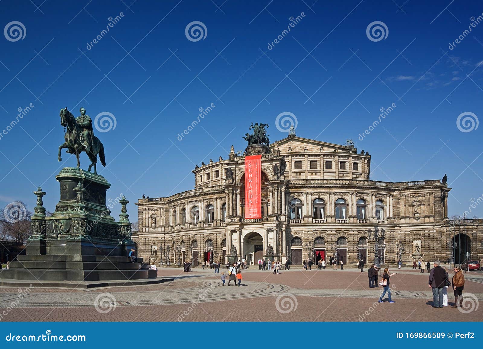 Semper Opera editorial stock image. Image of architecture - 169866509