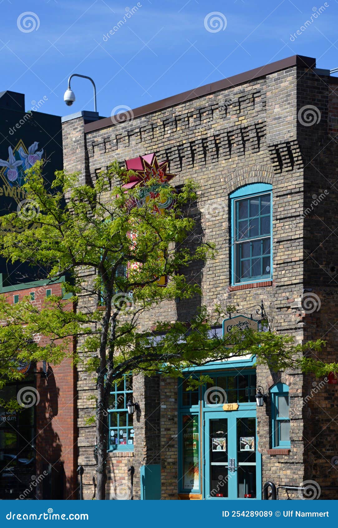 Historical Building in the Town Duluth, Minnesota Editorial Stock Image ...