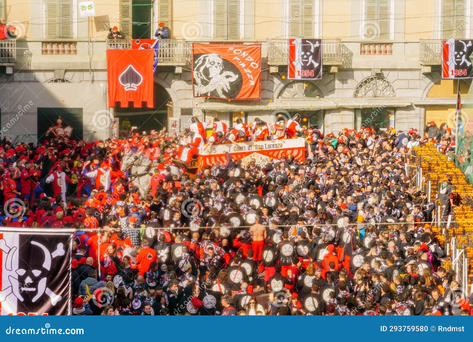 Historical Carnival of Ivrea, Piedmont Editorial Image - Image of ... Historical Carnival of Ivrea, Piedmont Editorial Image - Image of ...