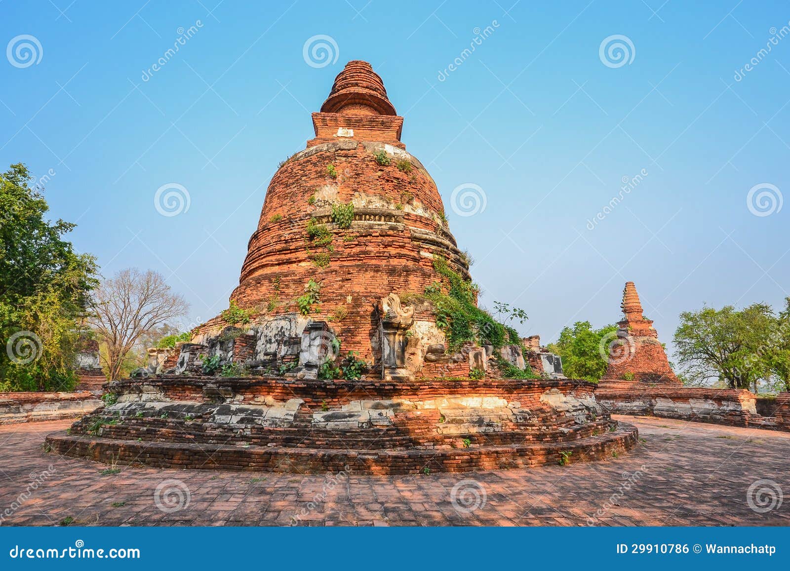 Historical circular pagoda stock photo. Image of buddhism - 29910786
