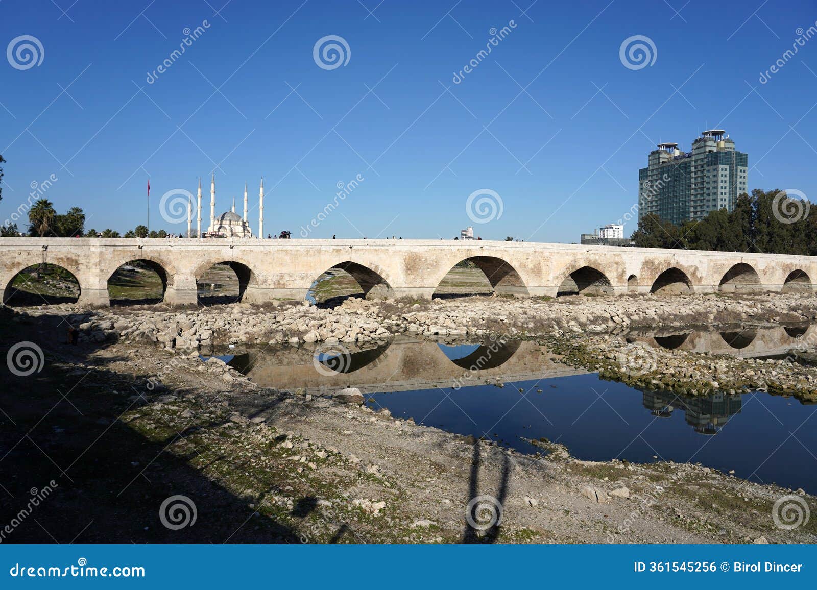 Historical Stone Bridge and Sabanc? Mosque in Adana Turkey Stock Photo ...