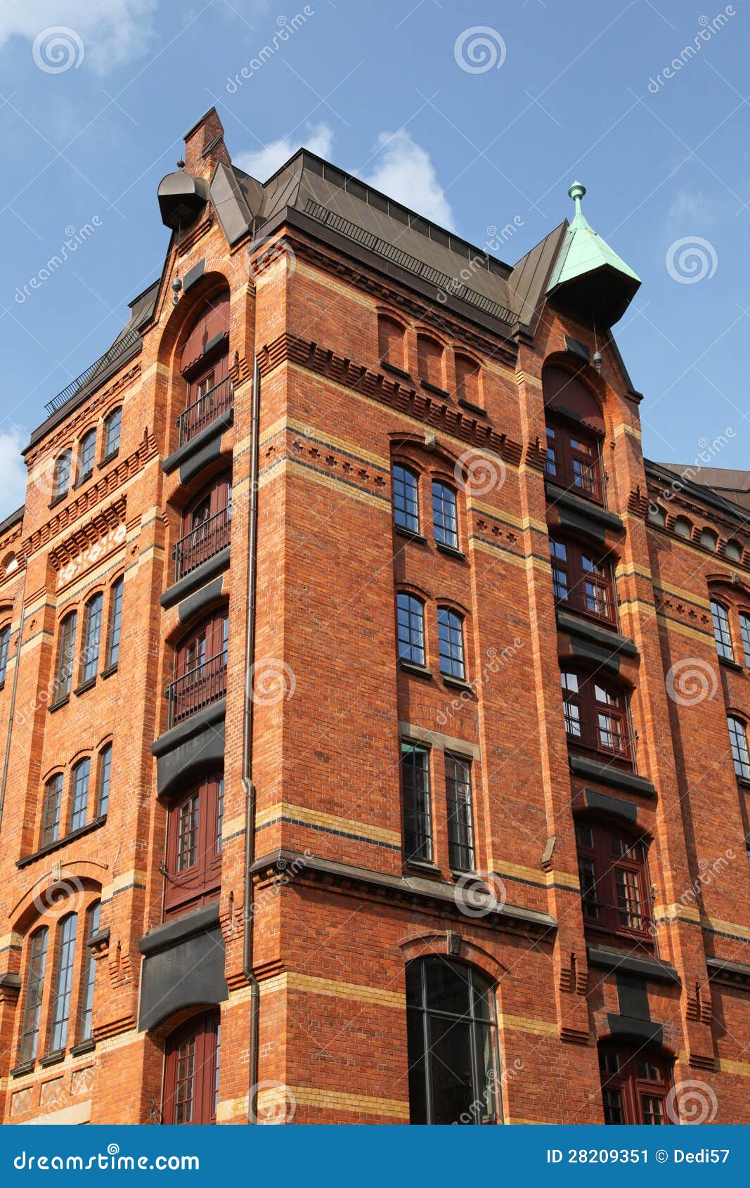 Historical Warehouse in Hamburg Stock Image - Image of warehouse ...