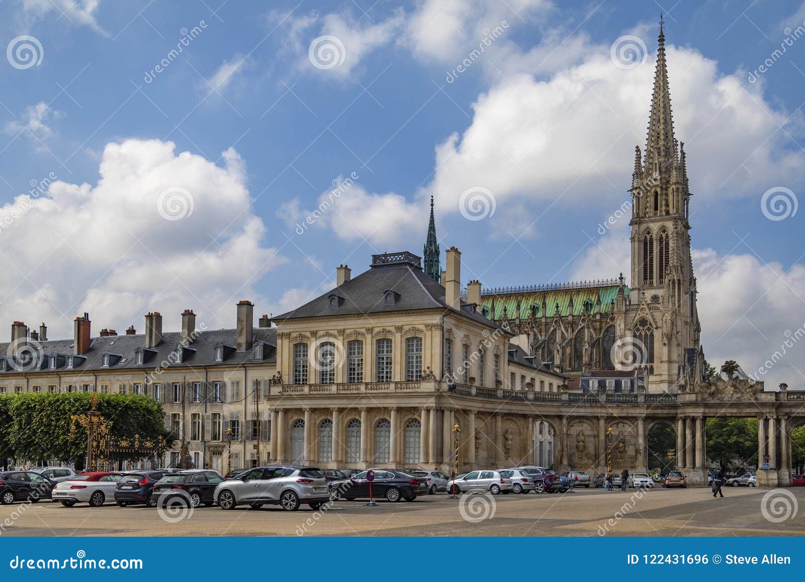 Historisch Centrum Van De Stad Van Nancy - Frankrijk Redactionele Foto ...