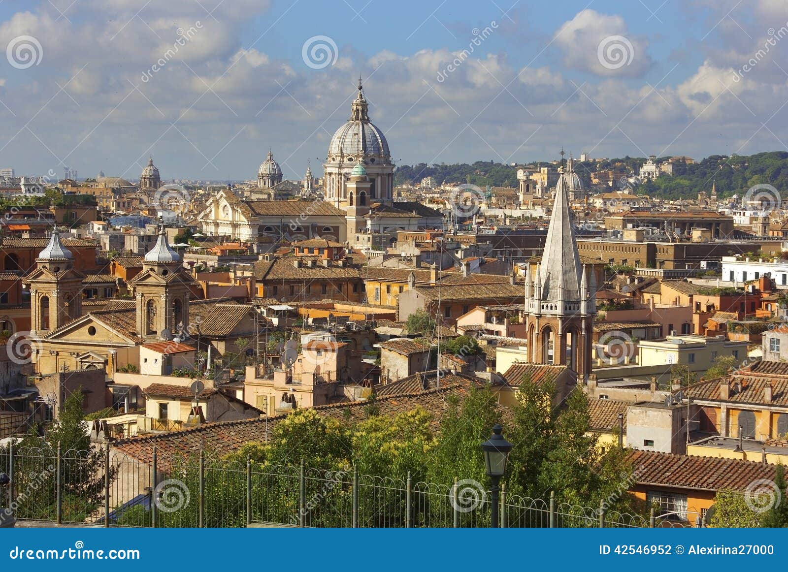 Historisch Centrum Van Rome Van De Hoogte Stock Foto - Image of peters ...
