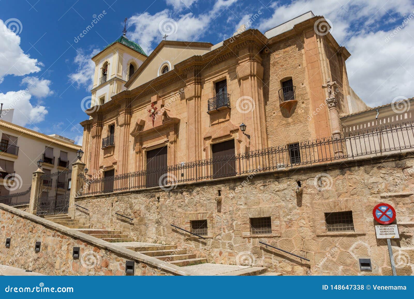 Historische Santiago-Kirche in Der Mitte Von Lorca Stockfoto - Bild von ...