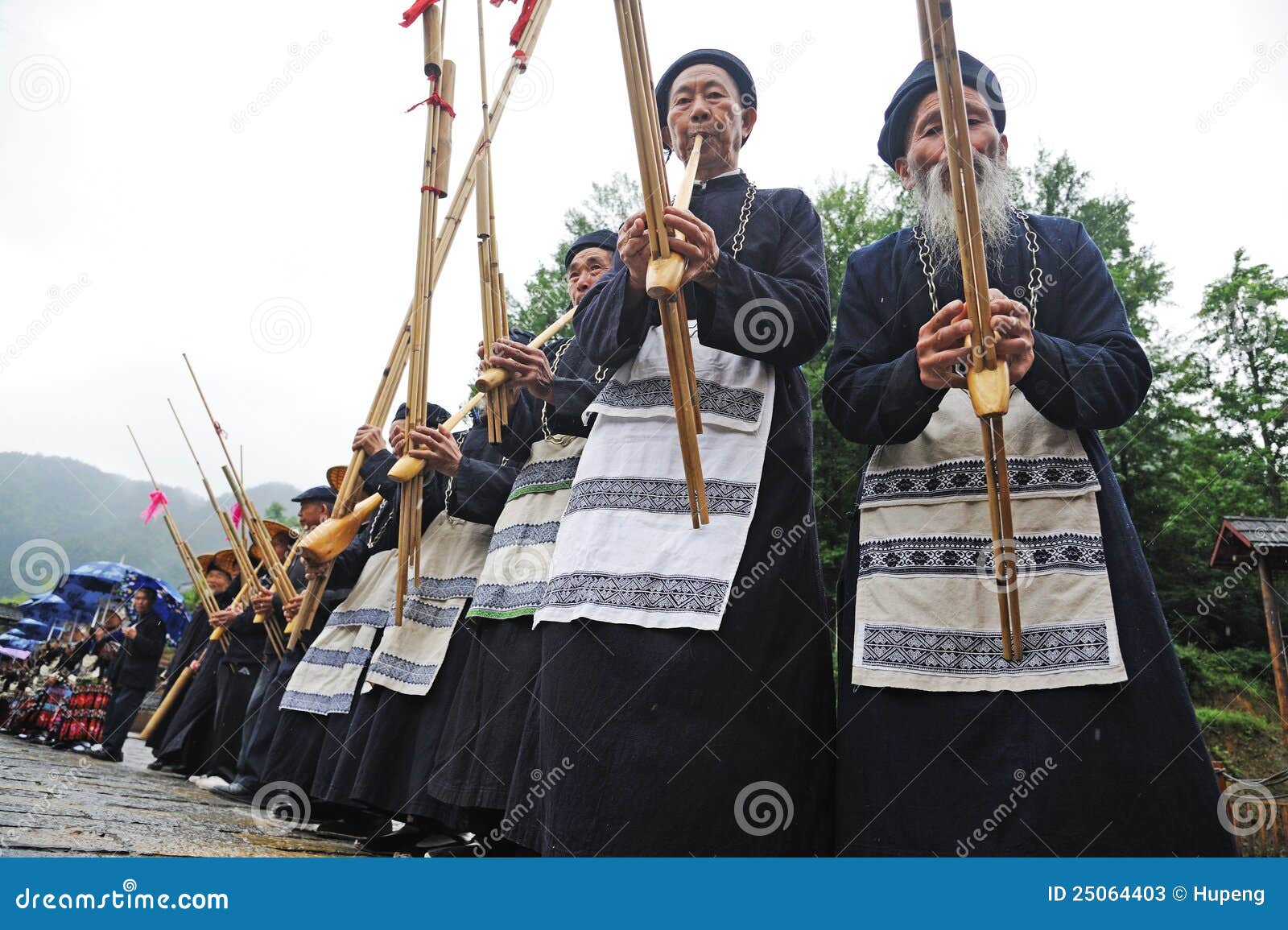 Hmong Musicians from Guizhou Perform on Lusheng Editorial Stock Photo ...
