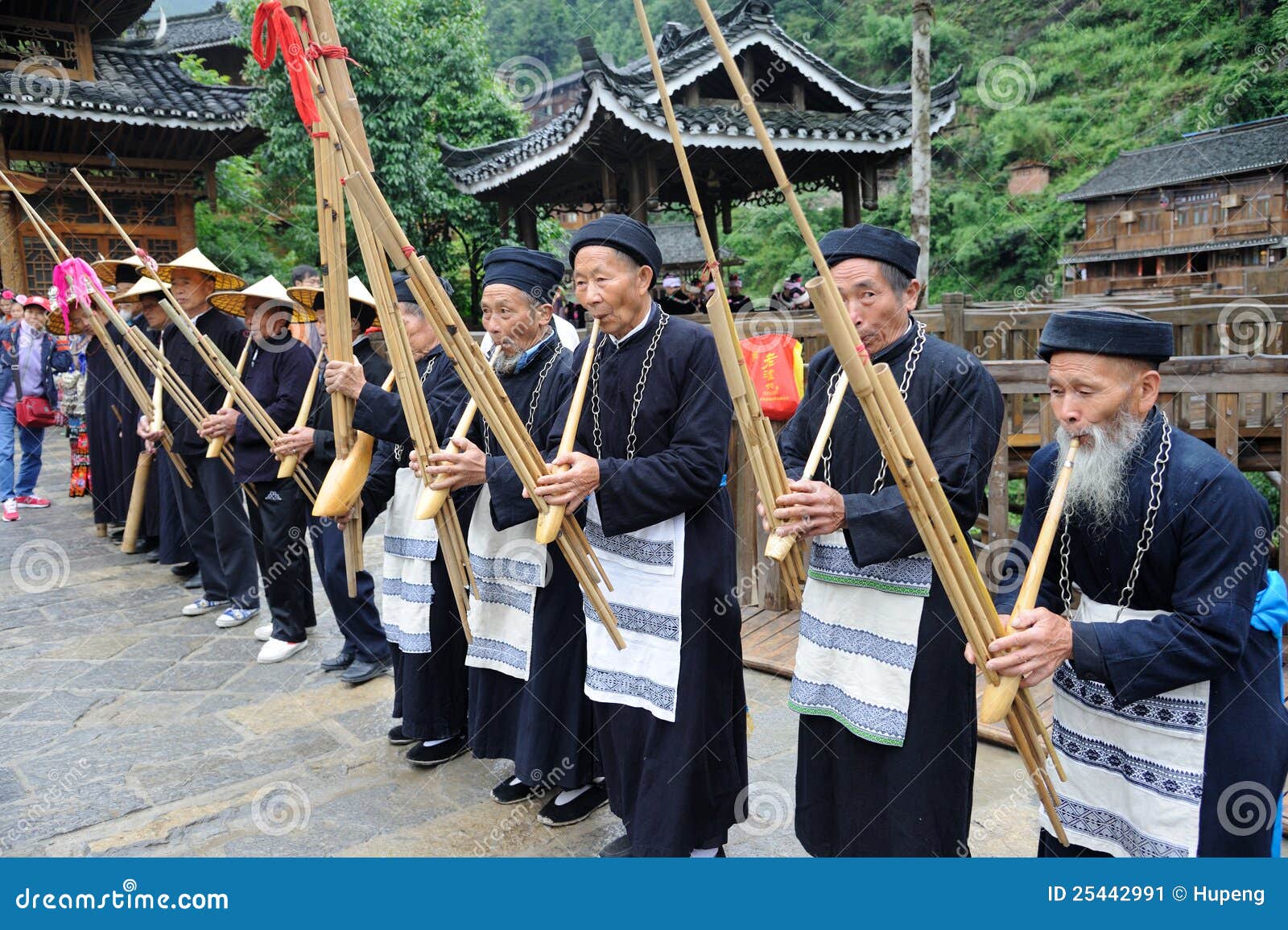 Hmong Musicians from Guizhou Perform on Lusheng Editorial Photo - Image ...