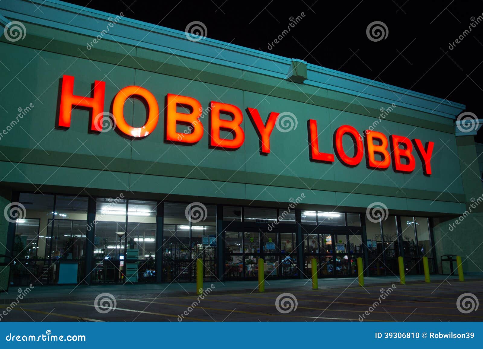 Hobbyhal redactionele afbeelding. Image of lijst, hulpmiddelen - 39306810