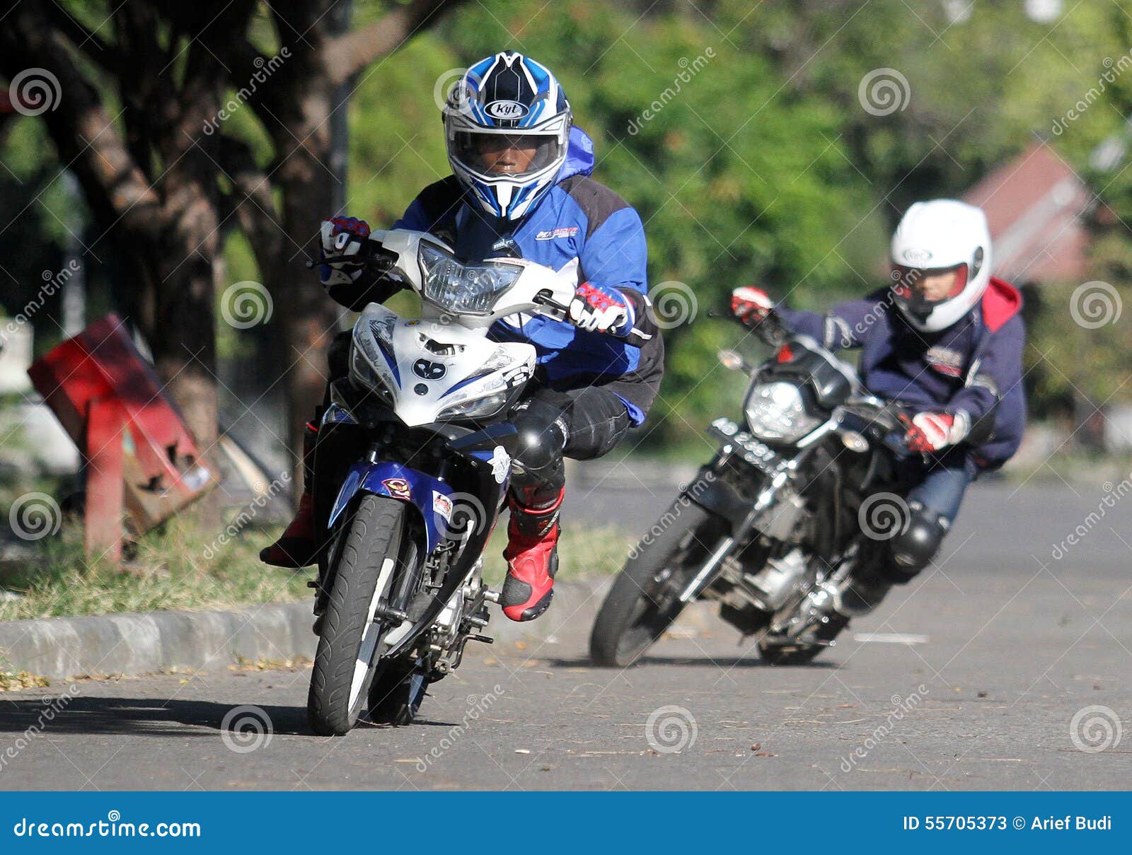 Hobbyist motor racing editorial stock photo. Image of waiting - 55705373