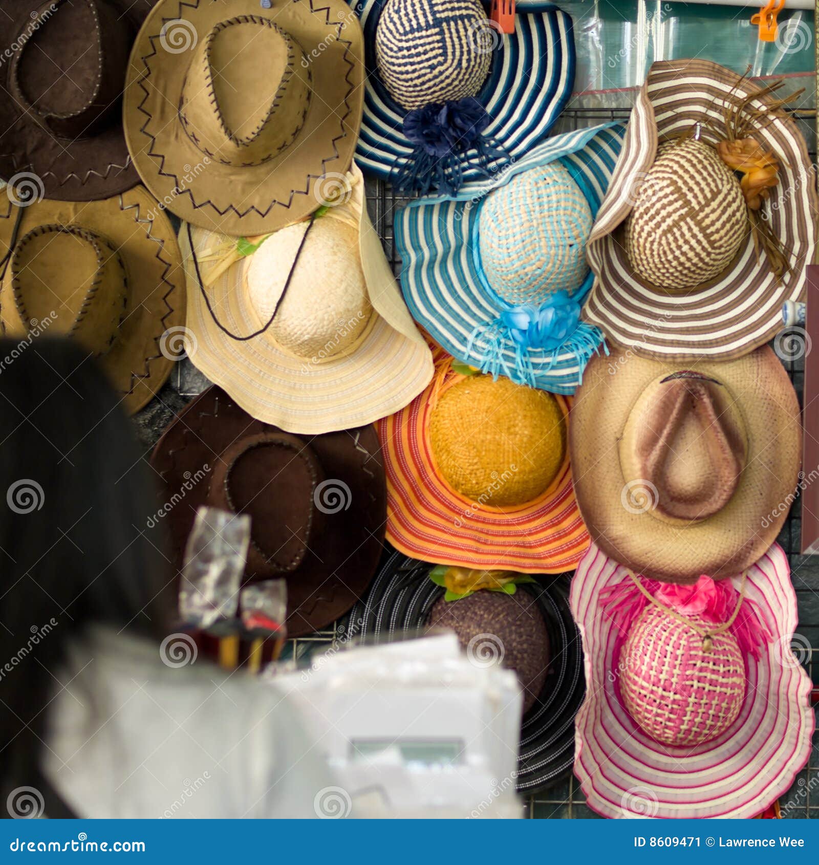 Hoeden voor Verkoop stock afbeelding. Image of vierkant - 8609471