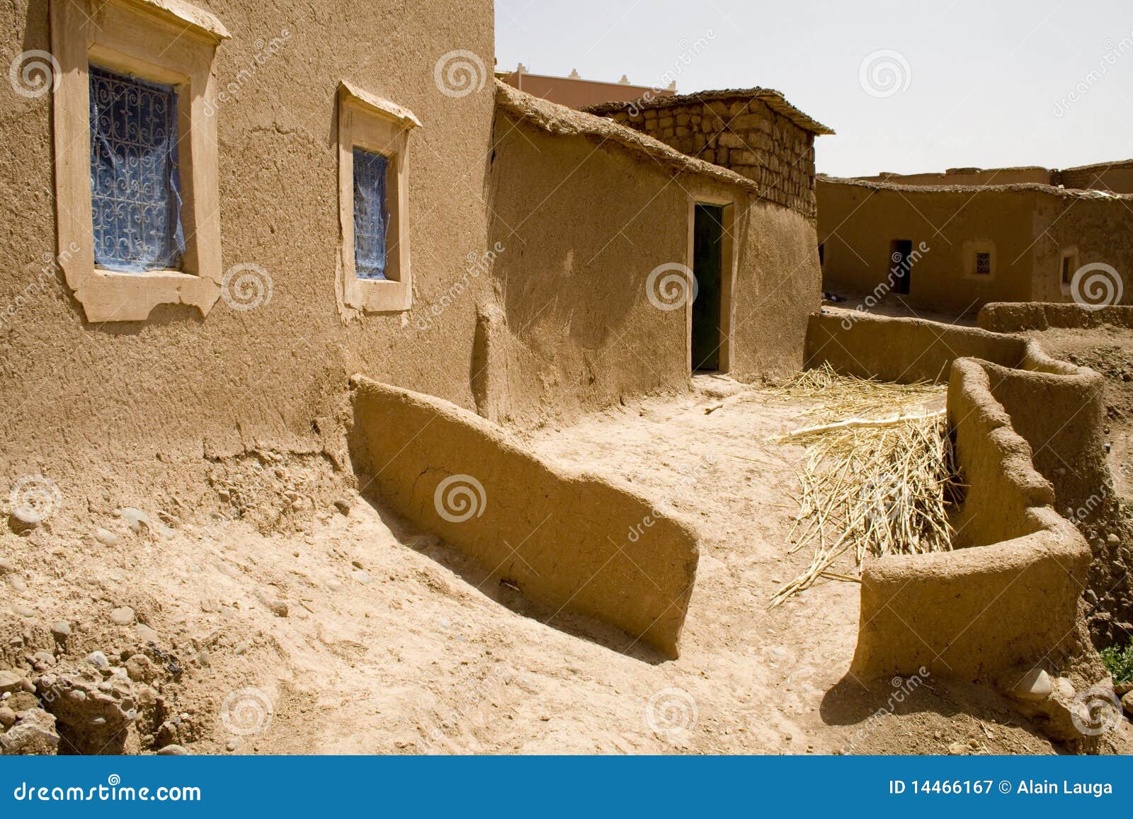 Hofhaus in Einem Dorf in Marokko Stockbild - Bild von maghreb ...