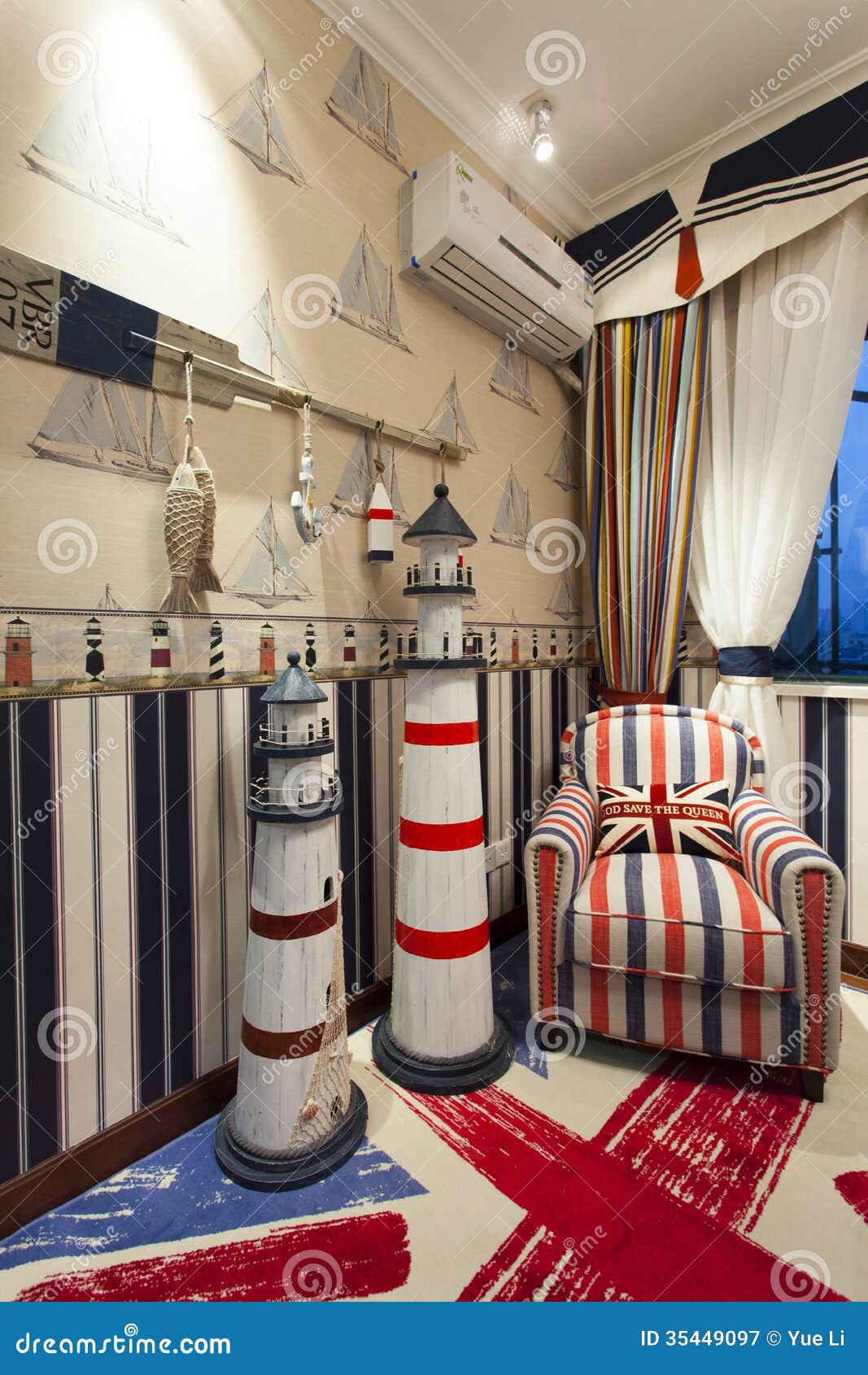 Hogar agradable imagen de archivo. Imagen de interior - 35449097