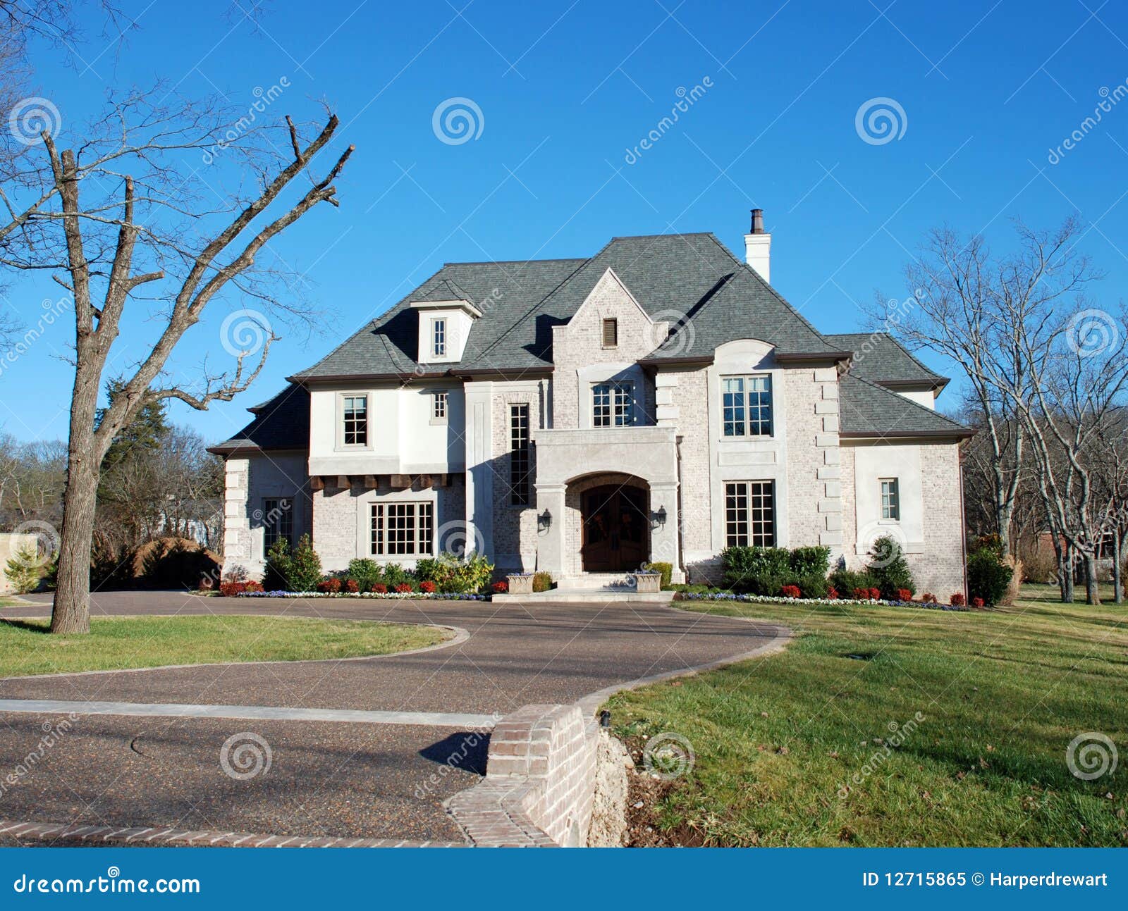 Hogar de lujo 45 imagen de archivo. Imagen de hermoso - 12715865