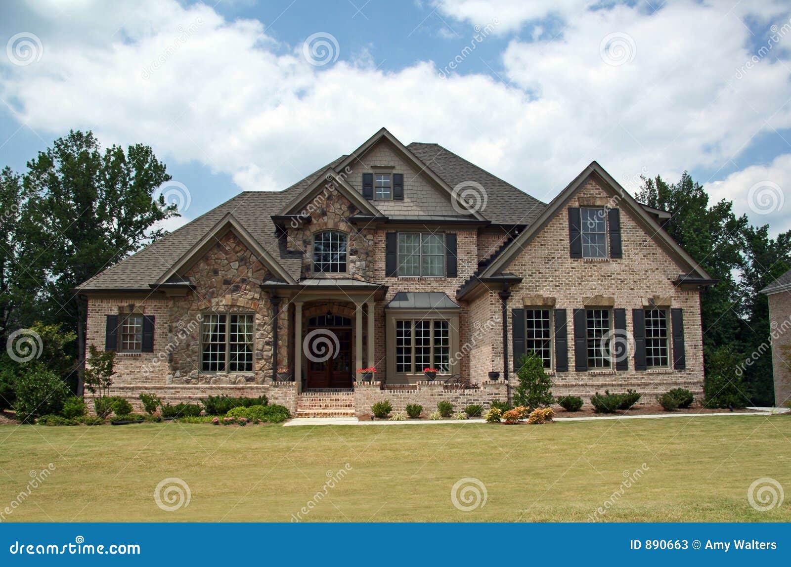 Hogar Del Lujo De La Clase Alta Imagen de archivo - Imagen de moderno ...