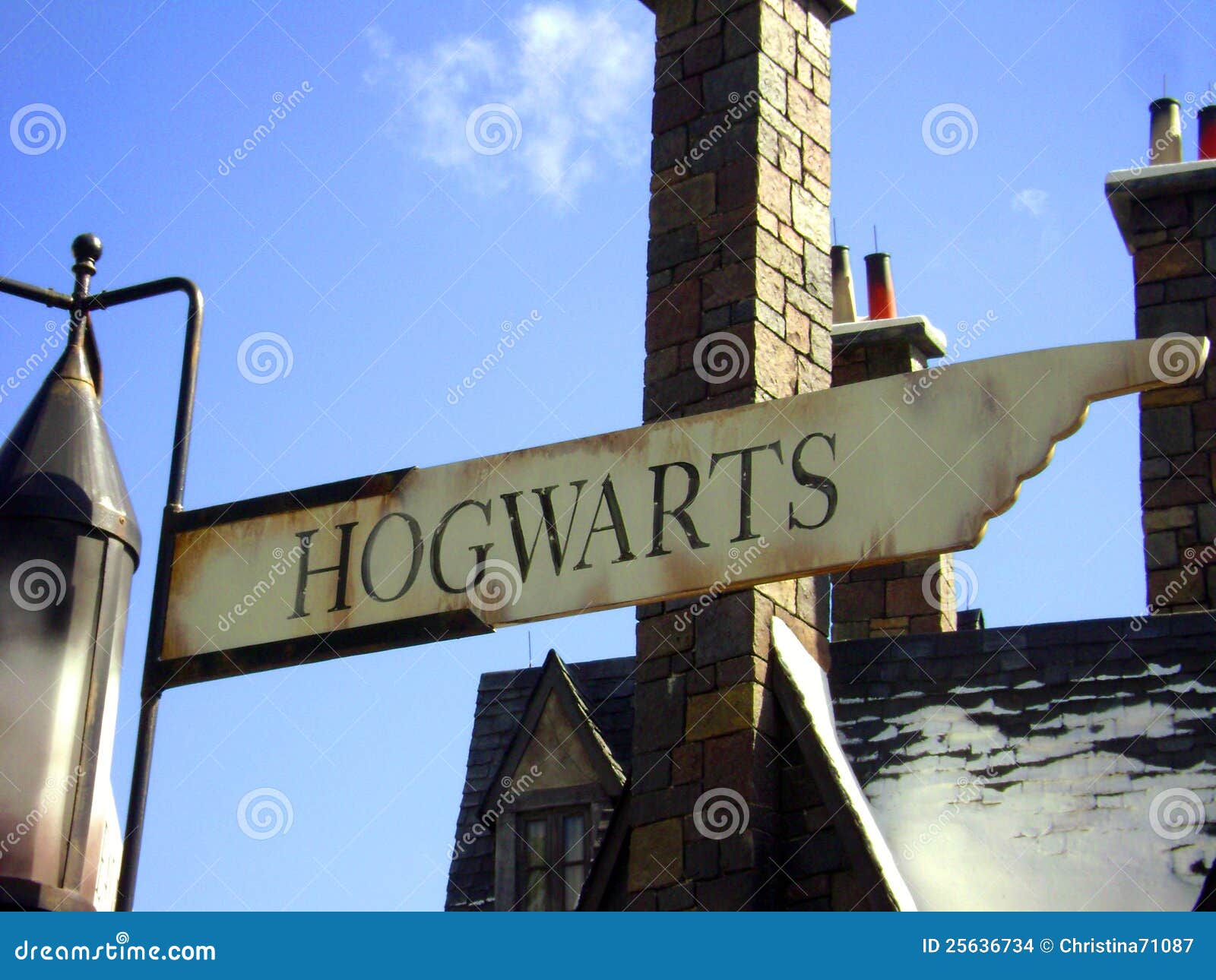 Hogwarts Sign editorial stock image. Image of famous - 25636734