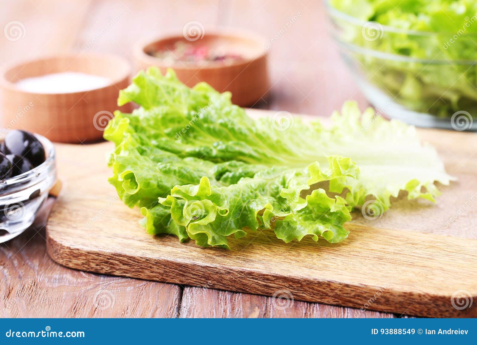 Hojas de la lechuga imagen de archivo. Imagen de agricultura - 93888549