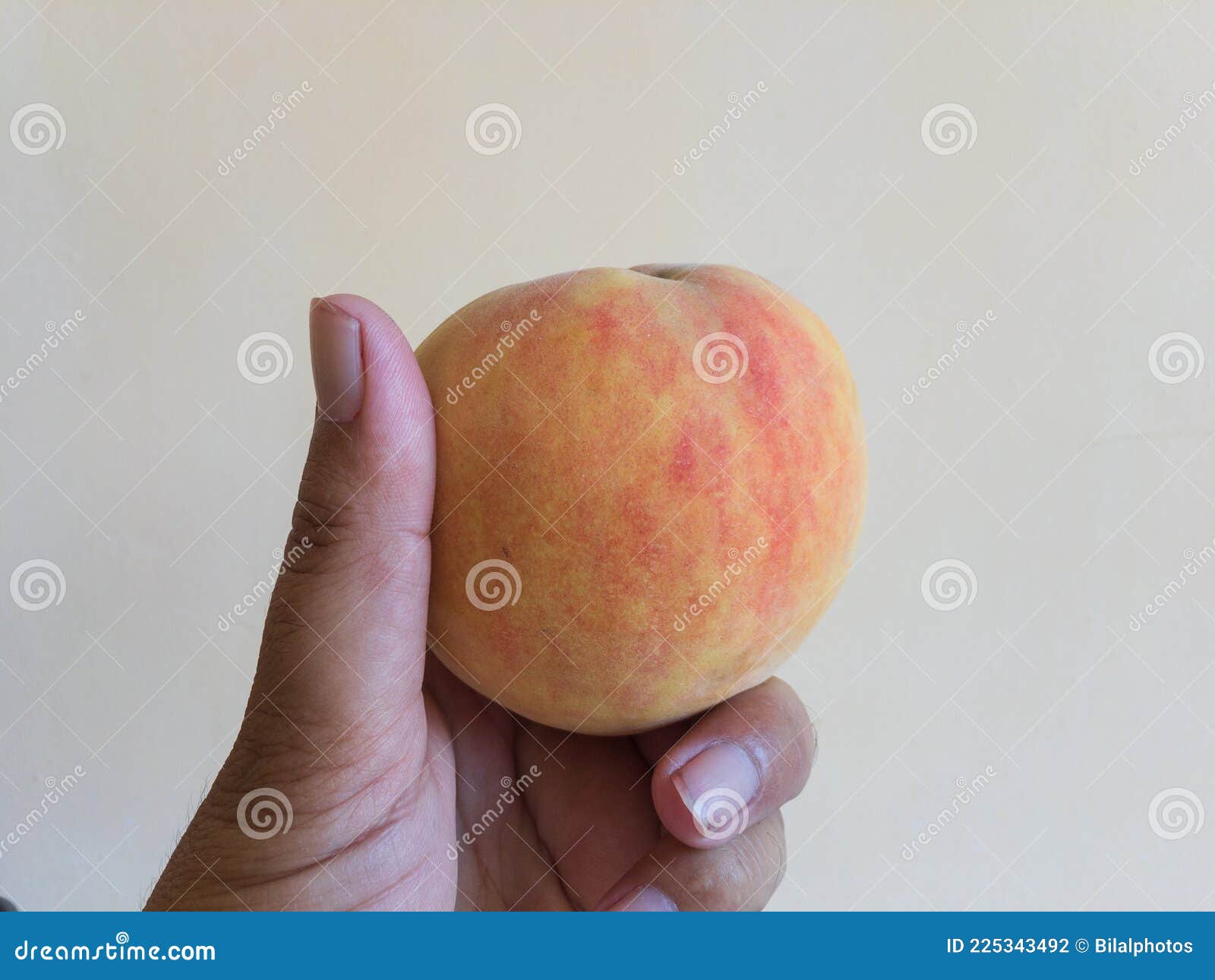 Holding a Peach Fruit in Hand Stock Photo - Image of healthy, fruit ...