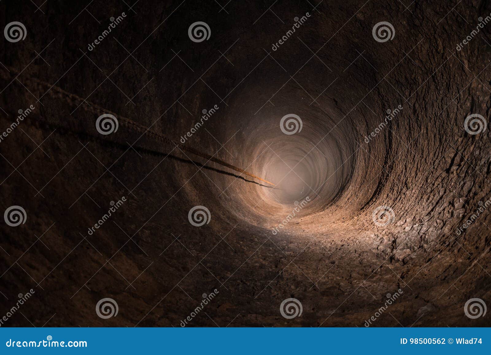 The Hole of an Ancient Stone Well Stock Photo - Image of wire, vapour ...