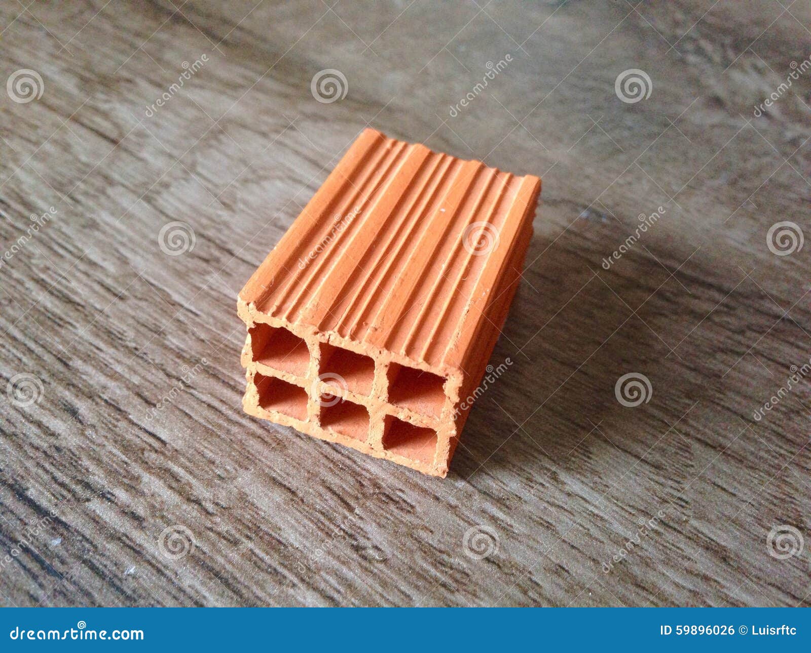 Holle baksteen stock foto. Image of klei, baksteen, voorwerp - 59896026