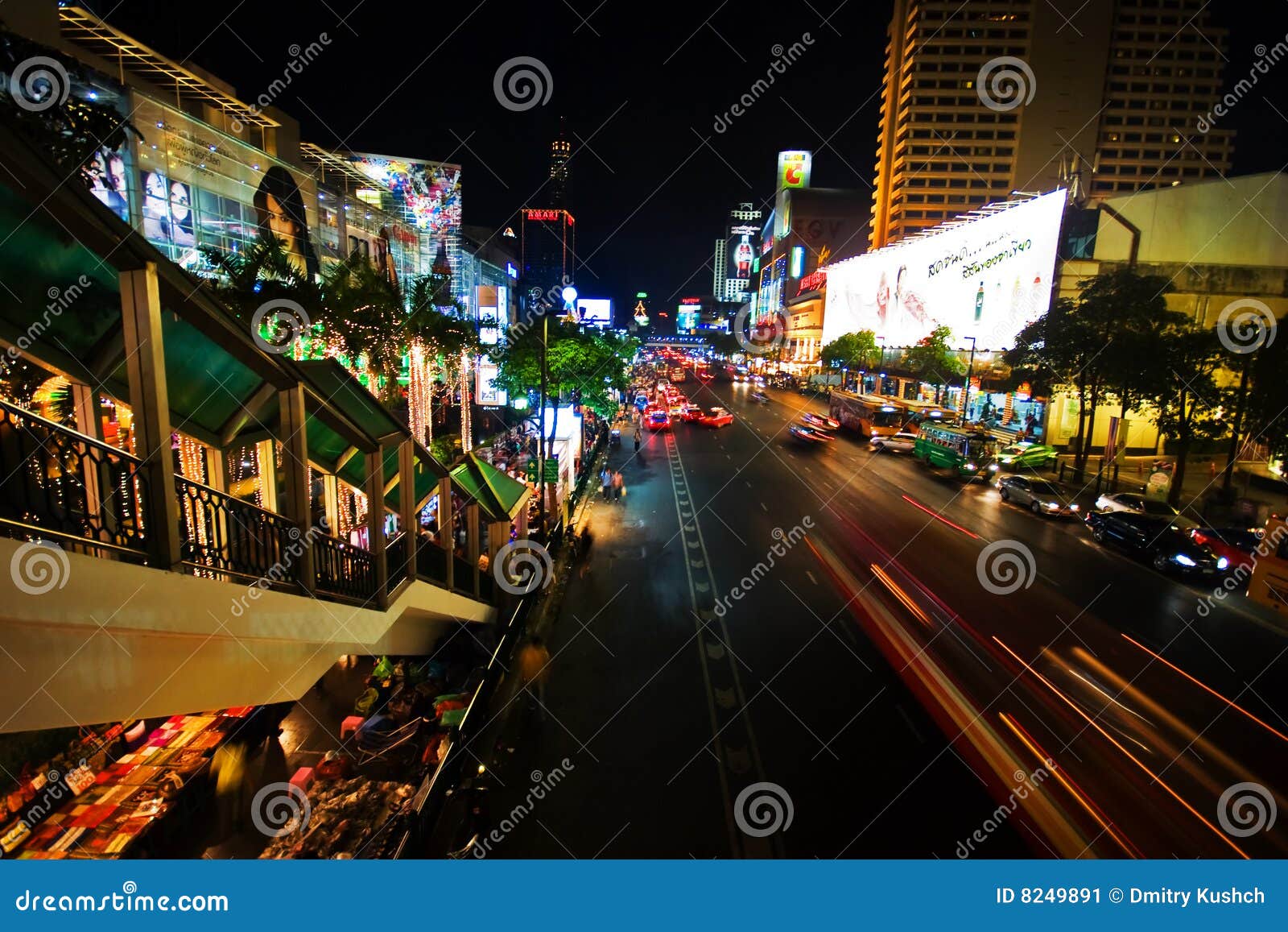 Holliday Lights of Bangkok editorial photo. Image of moon - 8249891
