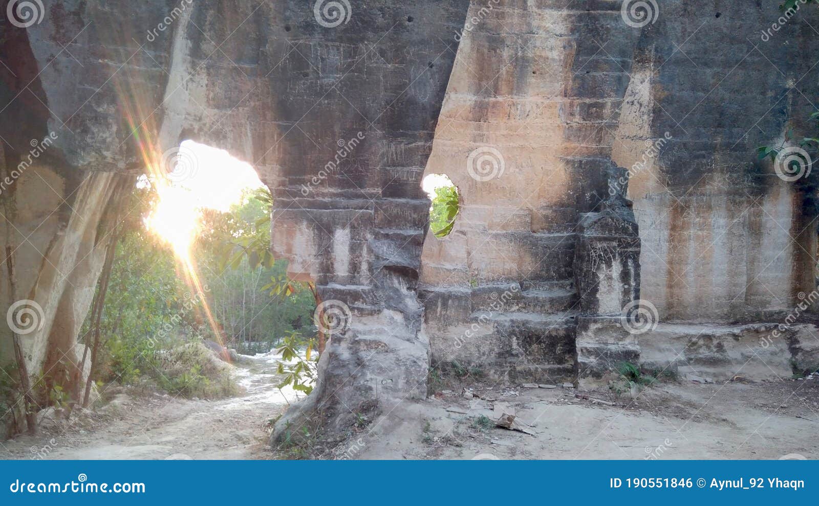 The Hollow Stone Of Tolvan | A Portal Without A Tomb Stock Photo ...