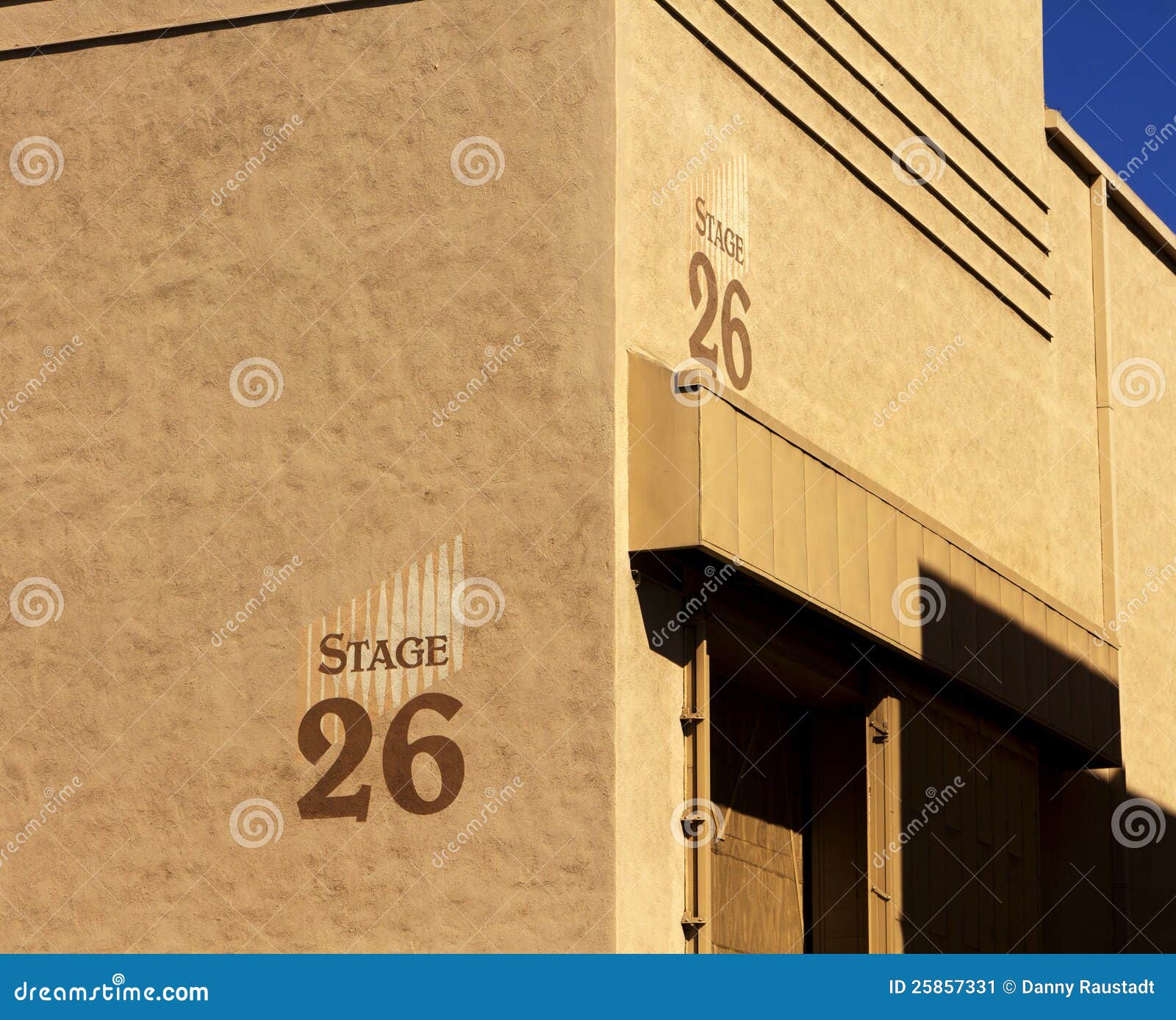 Hollywood Movie Studio Stage Building Editorial Photo - Image of ...