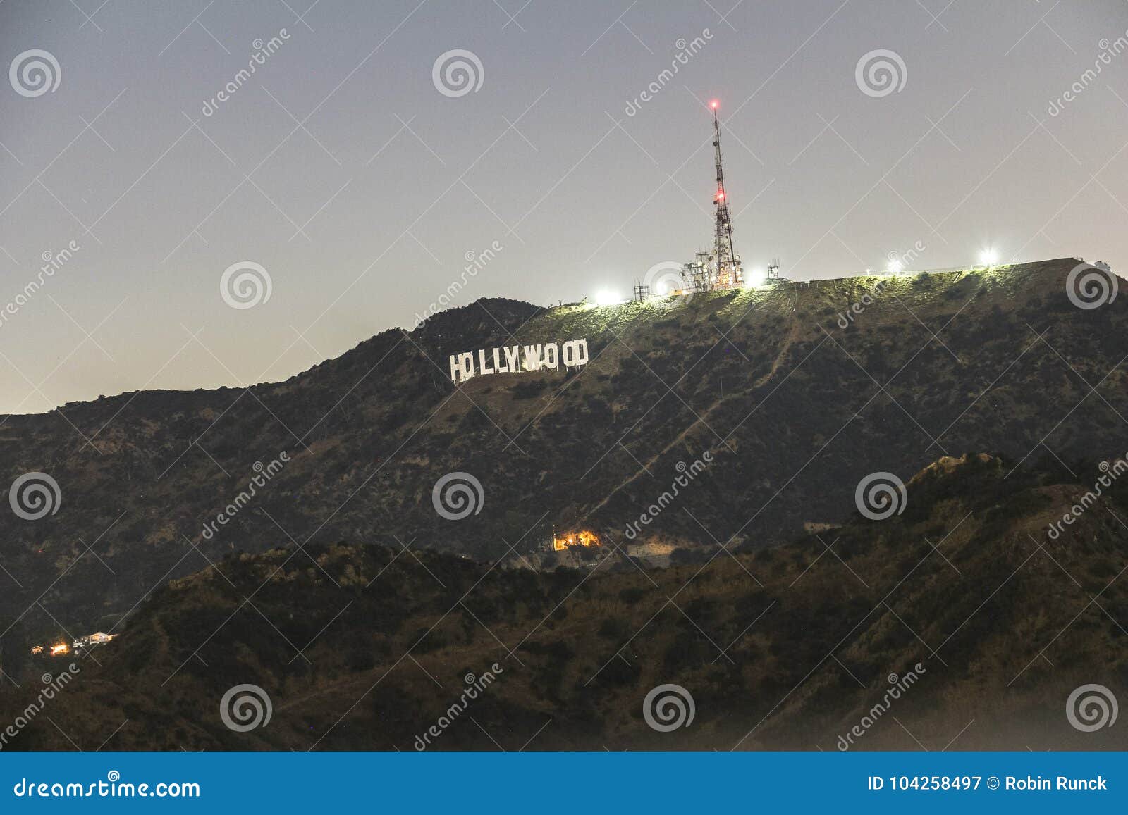 Hollywood Sign View at Night, Los Angeles Editorial Photography - Image ...