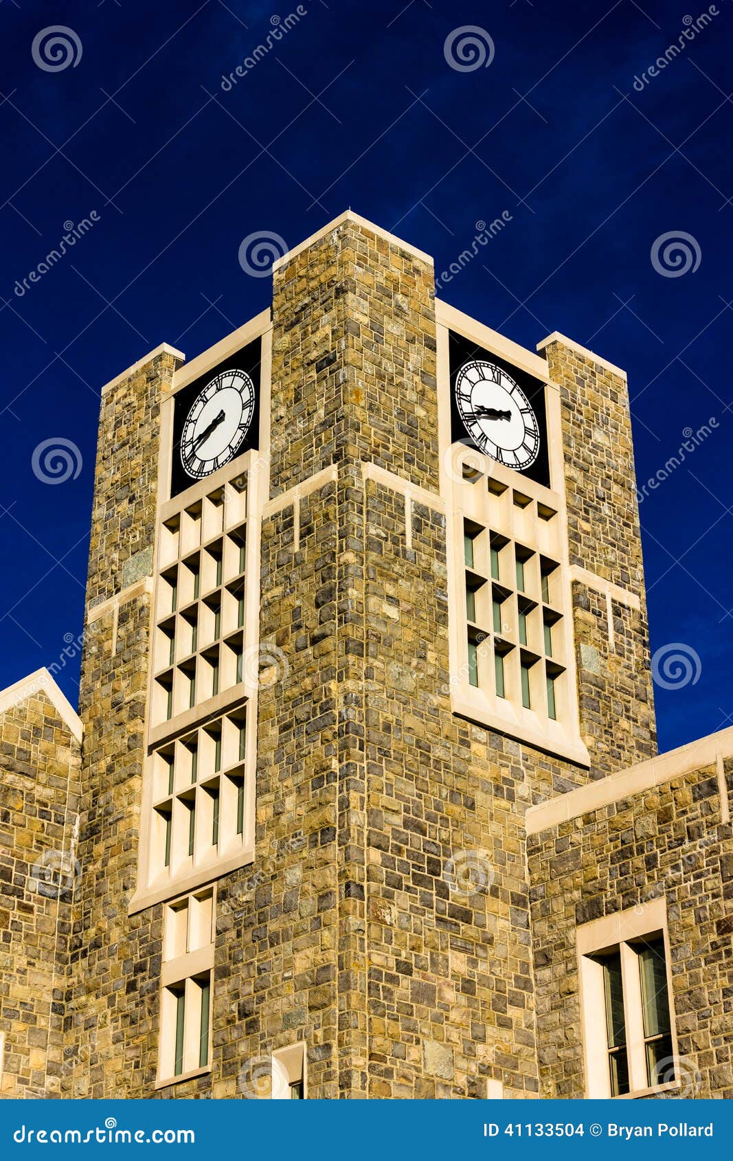 Holtzman Alumni Center at Virginia Tech Stock Photo - Image of campus ...