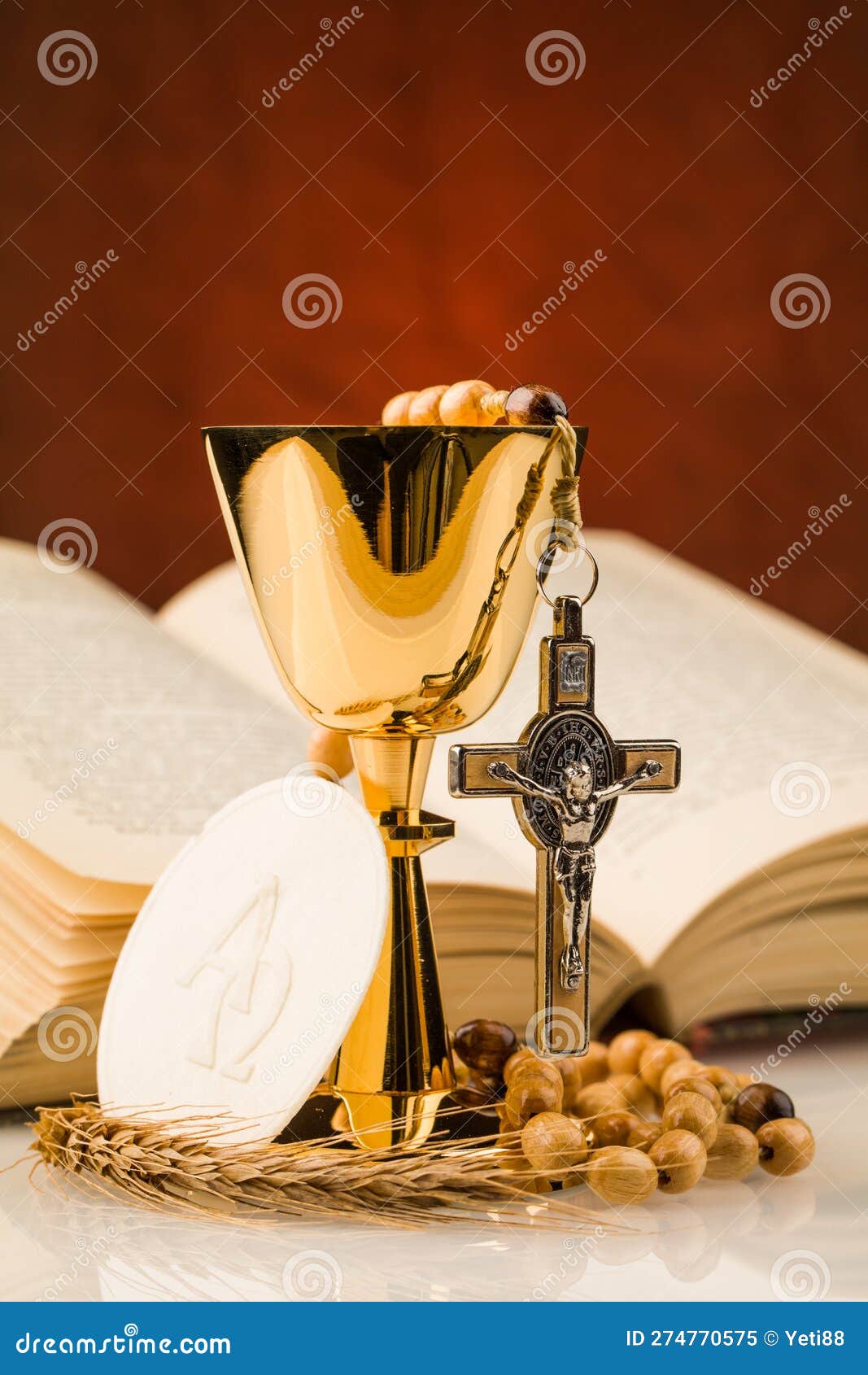 Holy communion chalice stock image. Image of rosary - 274770575