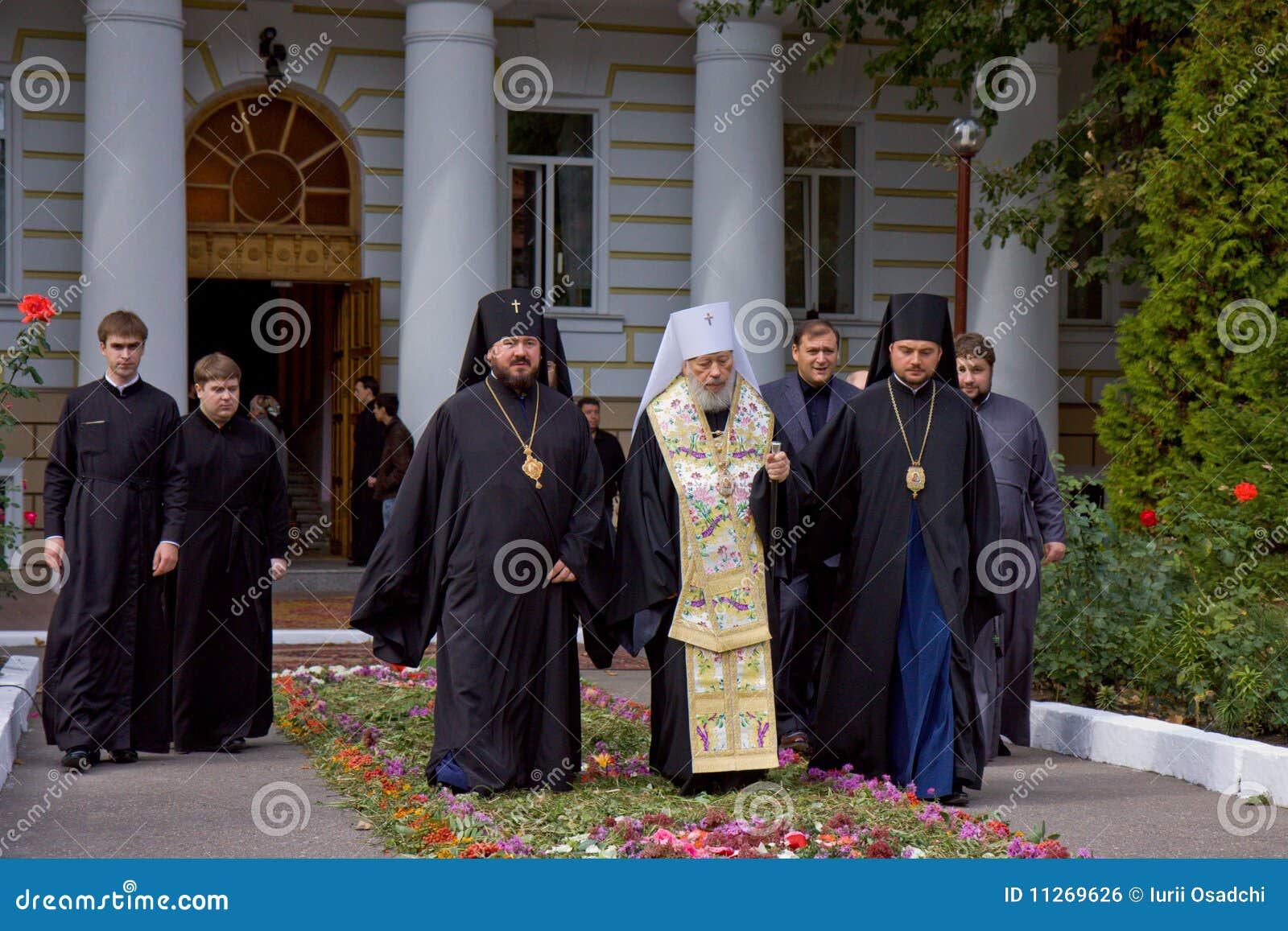 Holy Icon Carrying Procession Editorial Photo - Image of cross, crowd ...