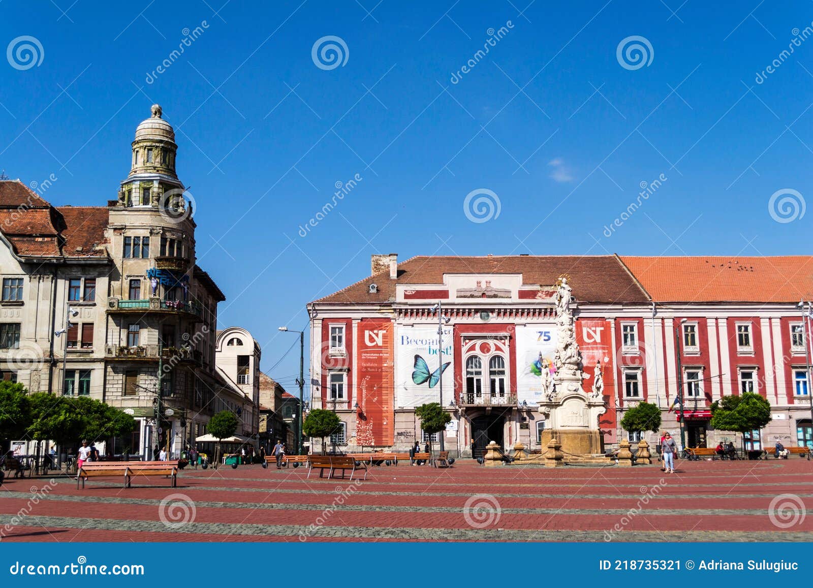 The Holy Trinity Statue and the West University in Union Square ...