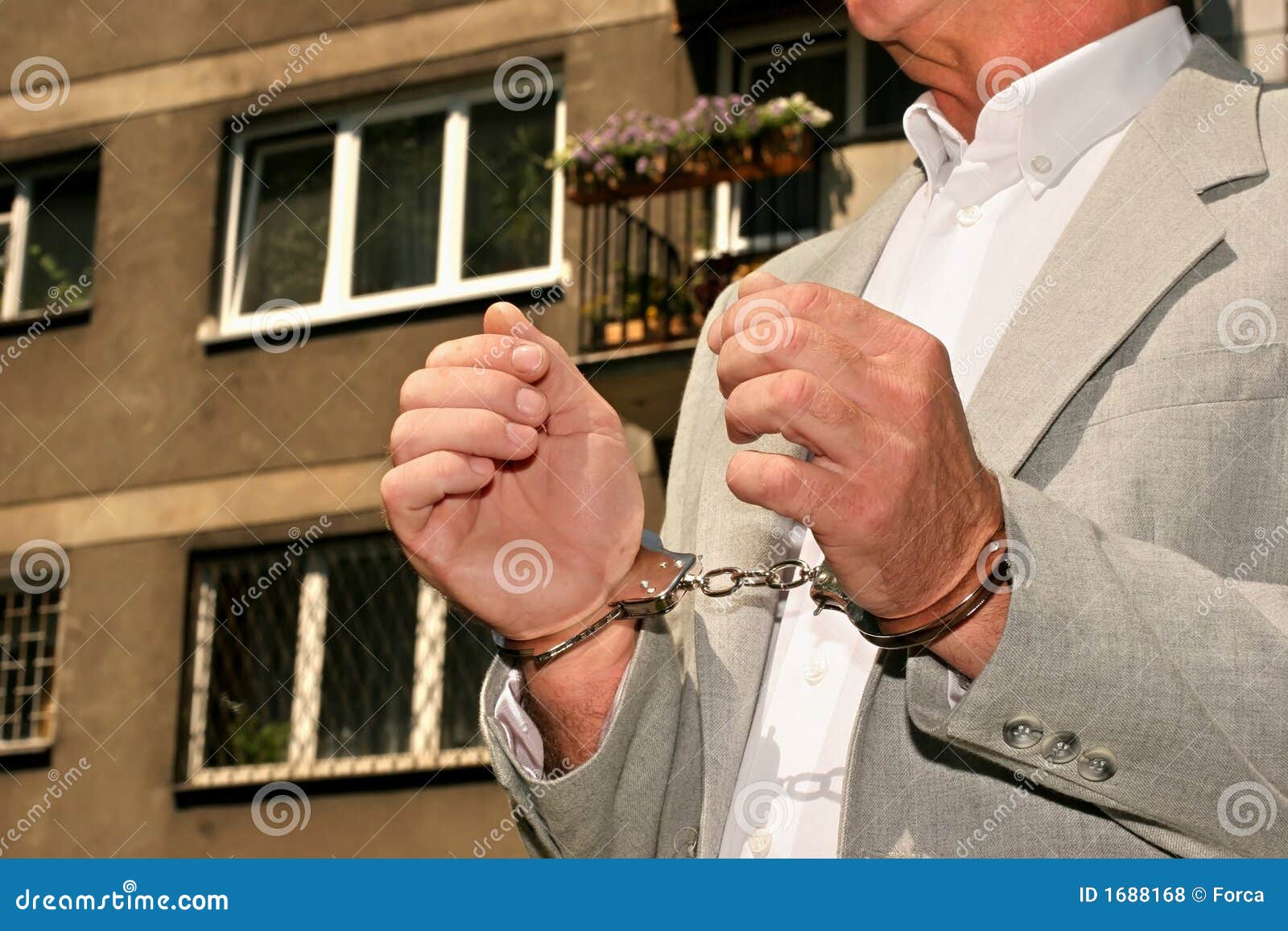 Hombre arrestado foto de archivo. Imagen de delincuente - 1688168