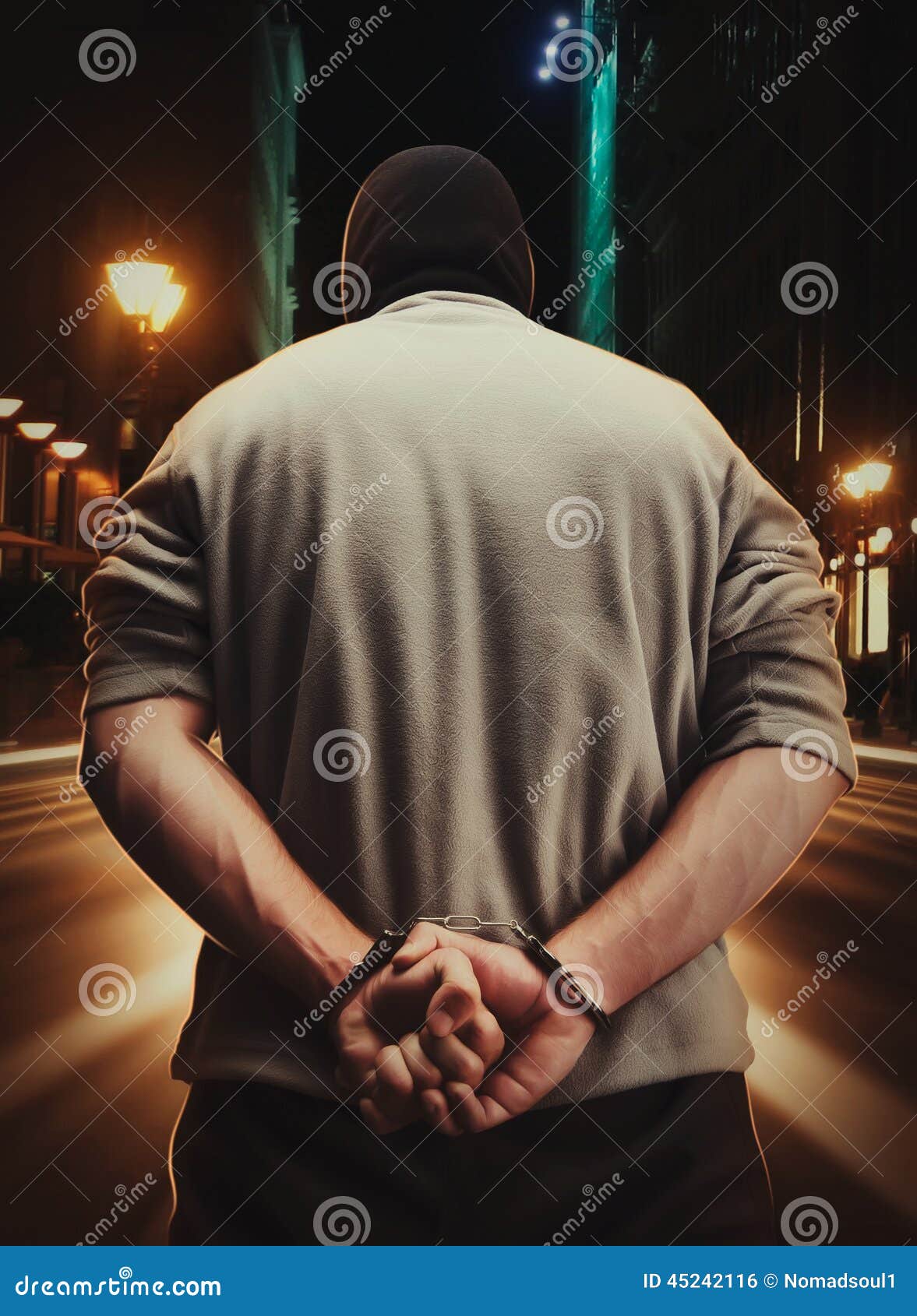 Hombre Arrestado Como Consecuencia De Su Crimen Foto de archivo ...