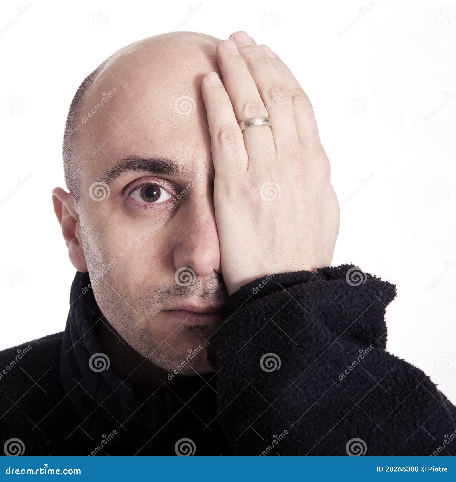 Hombre calvo foto de archivo. Imagen de mirando, cierre - 20265380