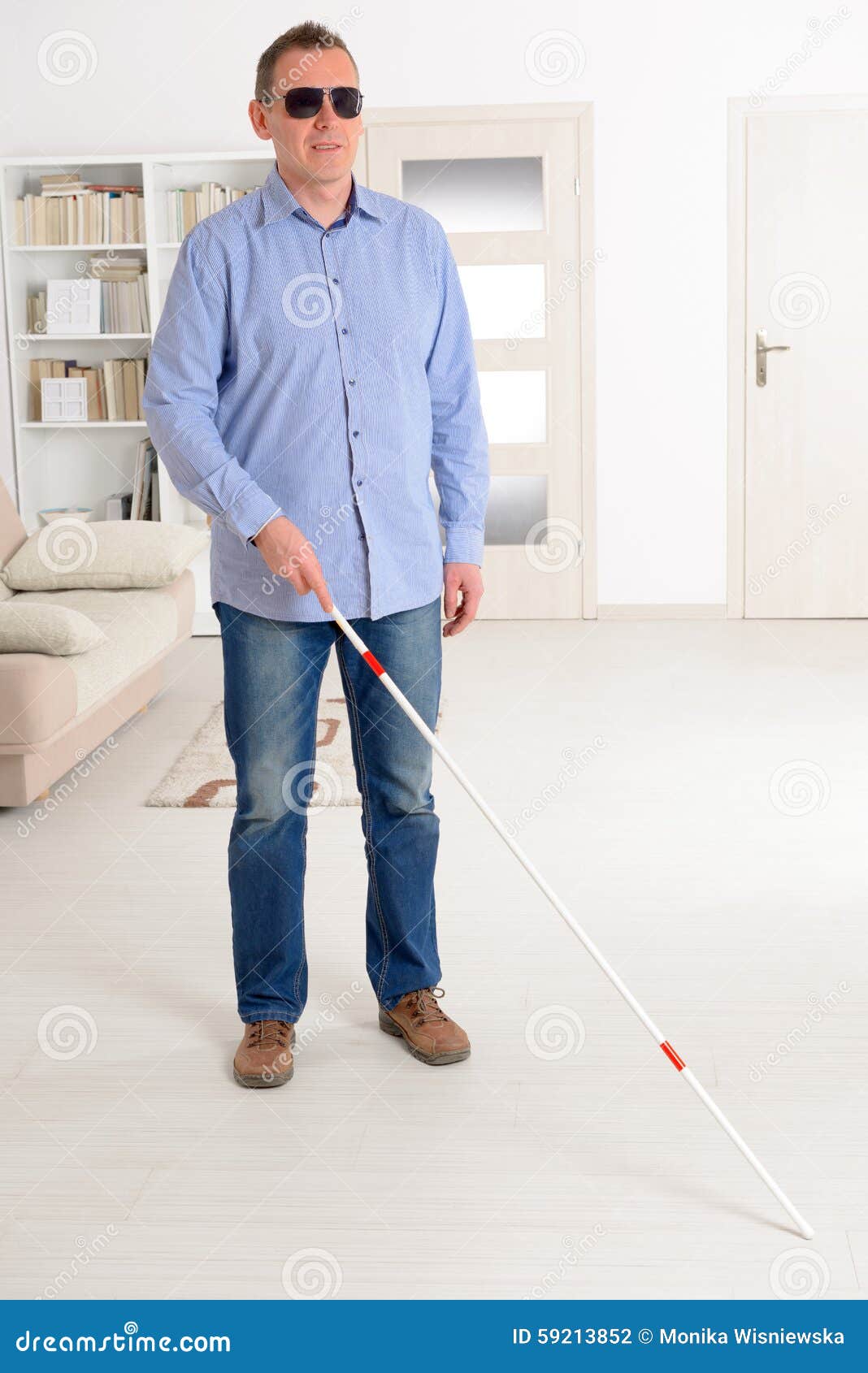 Hombre ciego foto de archivo. Imagen de ciego, cuidado - 59213852