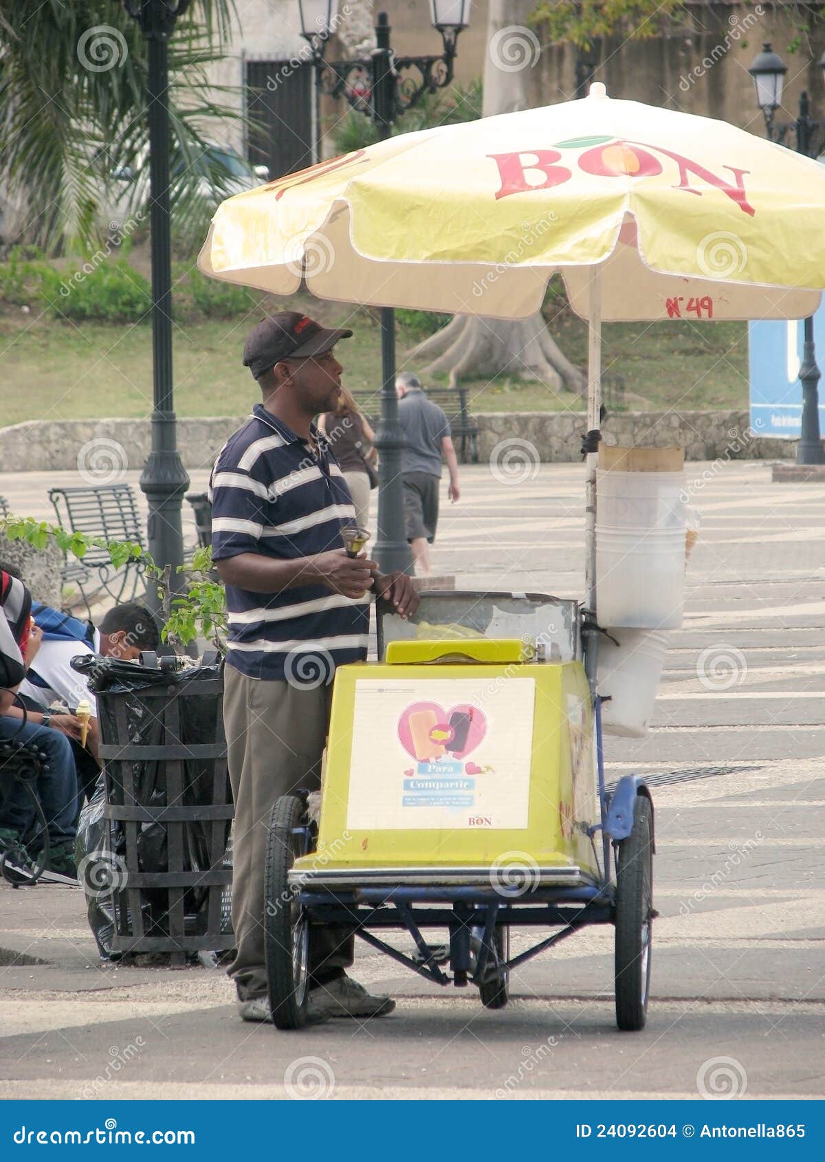 Hombre del helado imagen de archivo editorial. Imagen de dominicano ...
