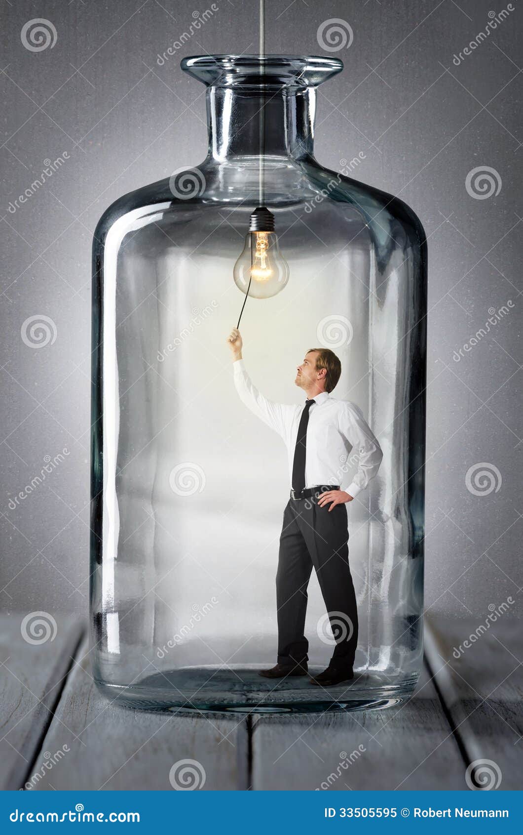 Hombre en una botella imagen de archivo. Imagen de negocios - 33505595