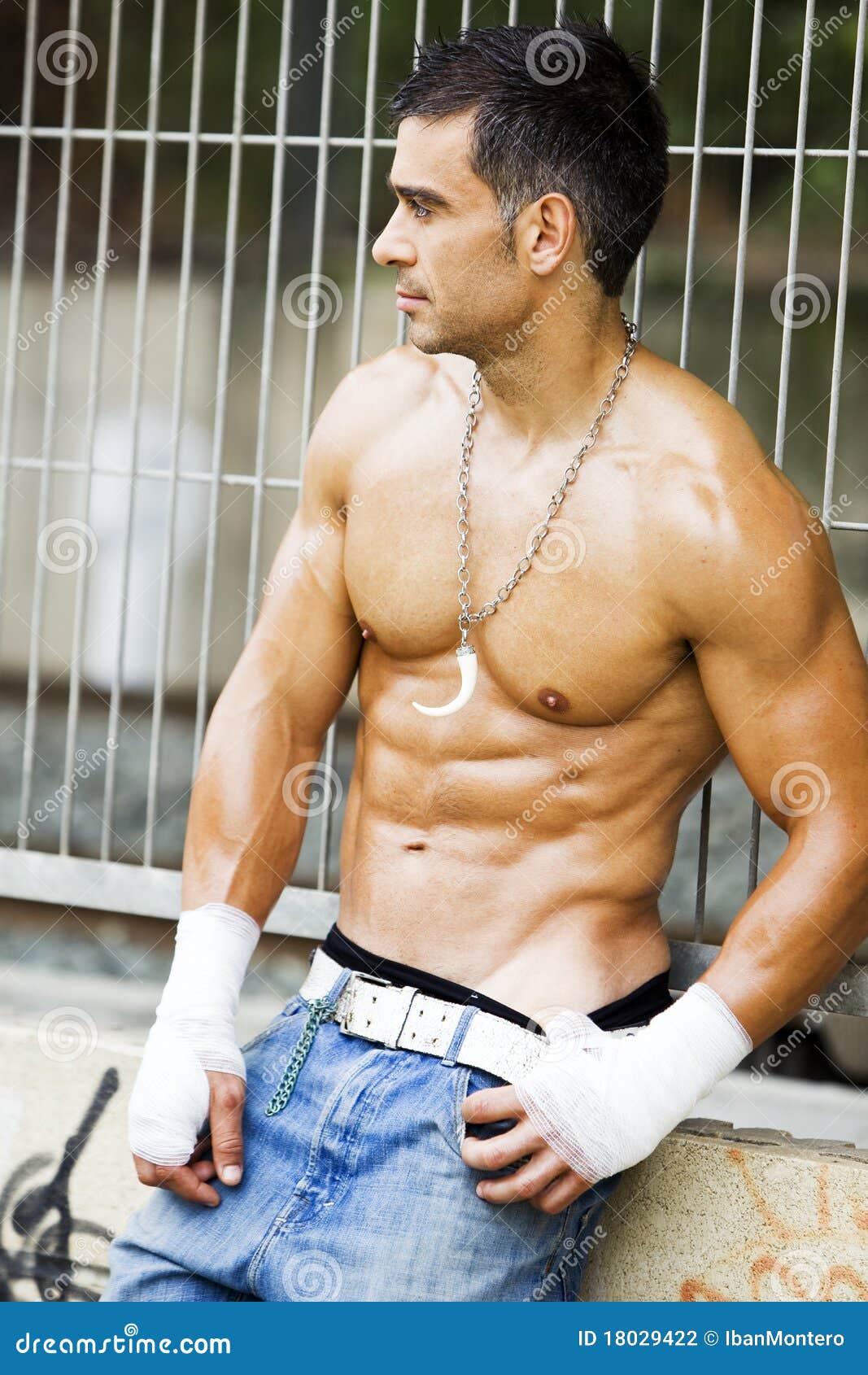 Hombre grosero atractivo foto de archivo. Imagen de persona - 18029422