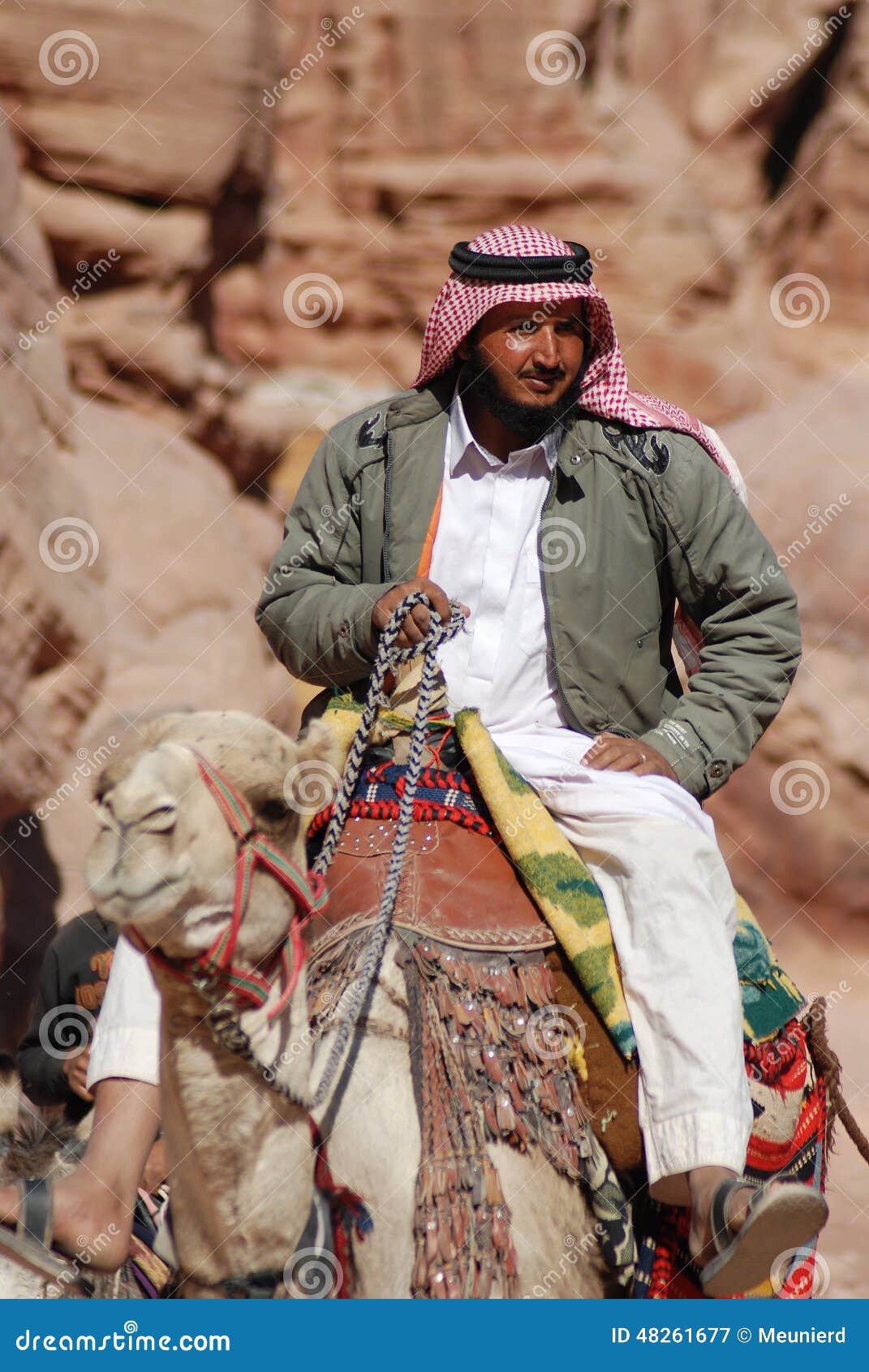 Hombre jordano fotografía editorial. Imagen de resistencia - 48261677
