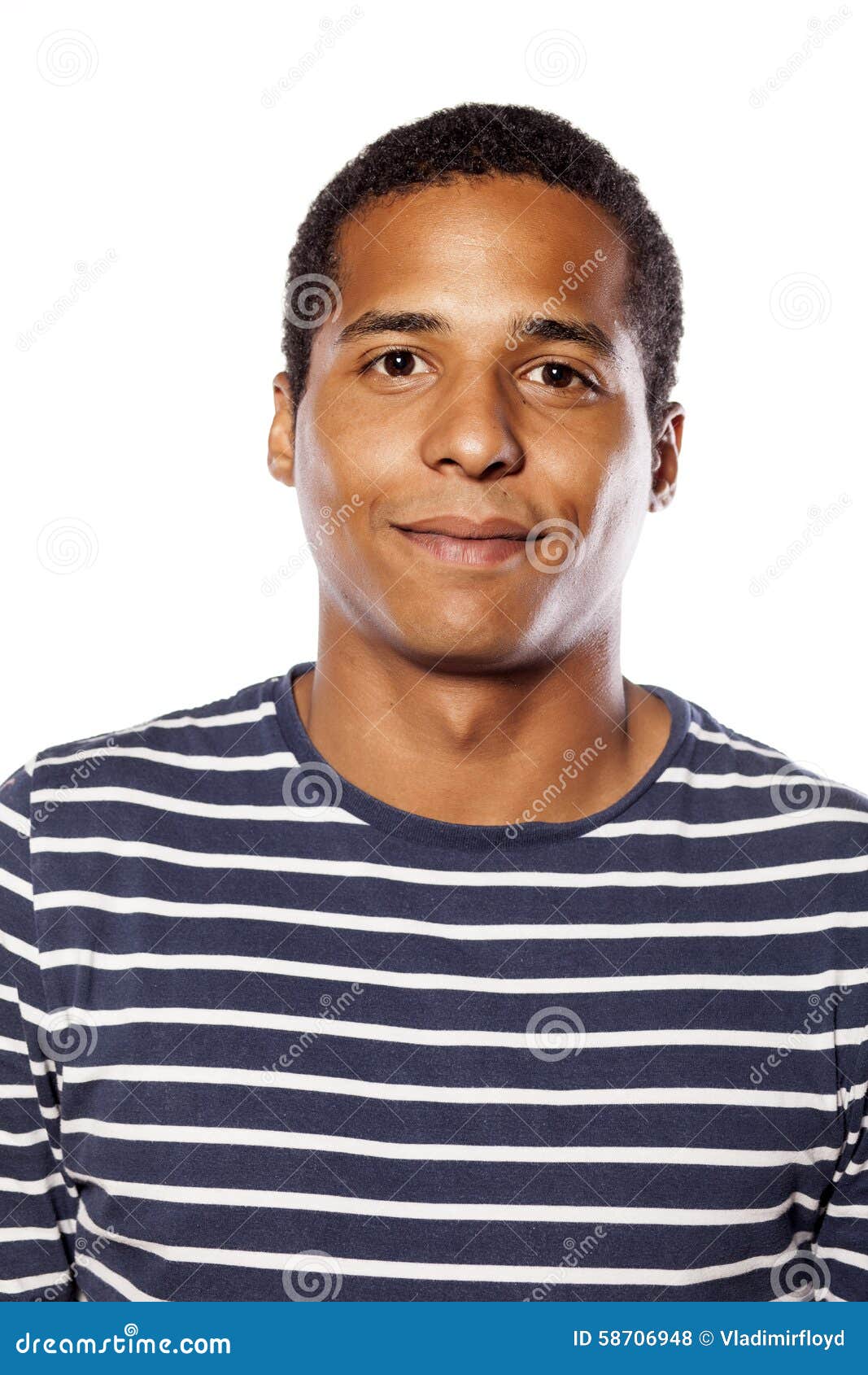 Hombre Joven De Piel Morena Sonriente Foto de archivo - Imagen de fondo ...