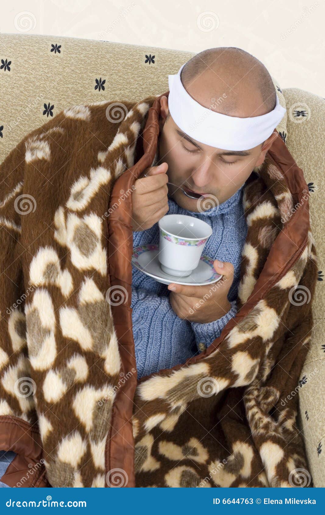 Hombre joven muy enfermo imagen de archivo. Imagen de presionado - 6644763