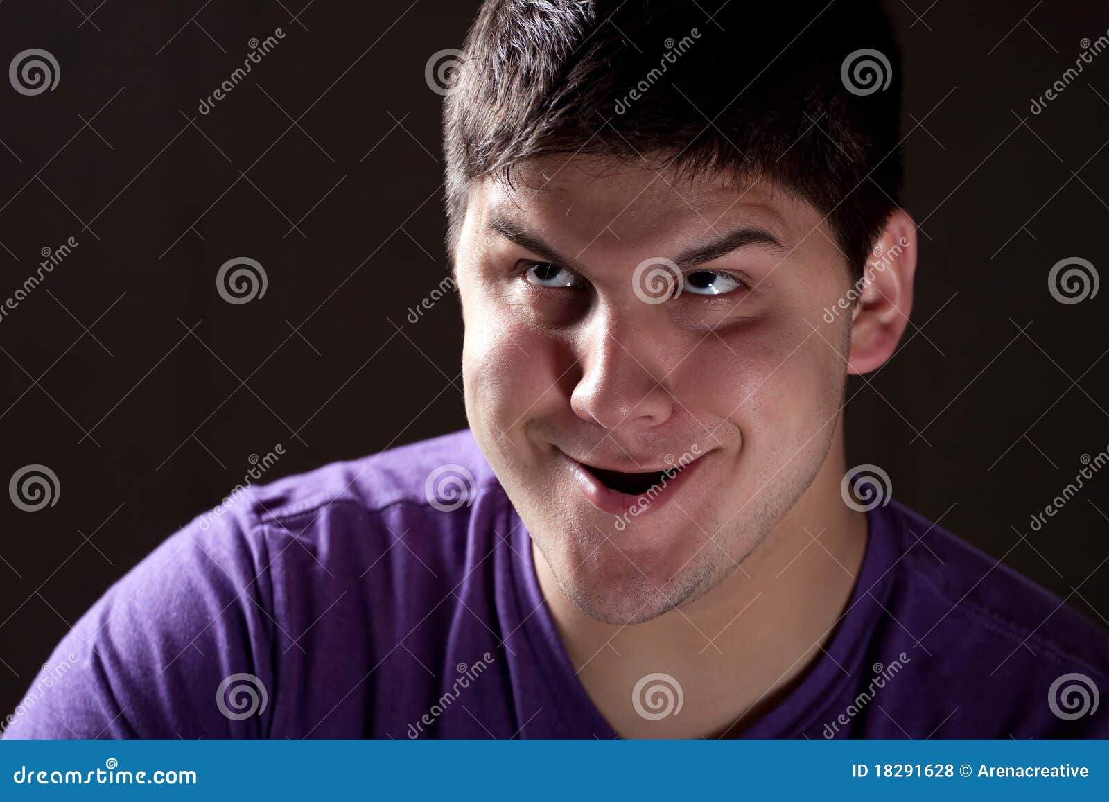 Hombre joven torpe foto de archivo. Imagen de gente, calma - 18291628